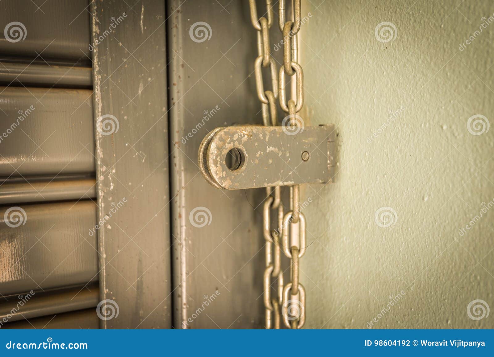 Chain Steel Door Chain Sling Stock Photo - Image of lift, building ...