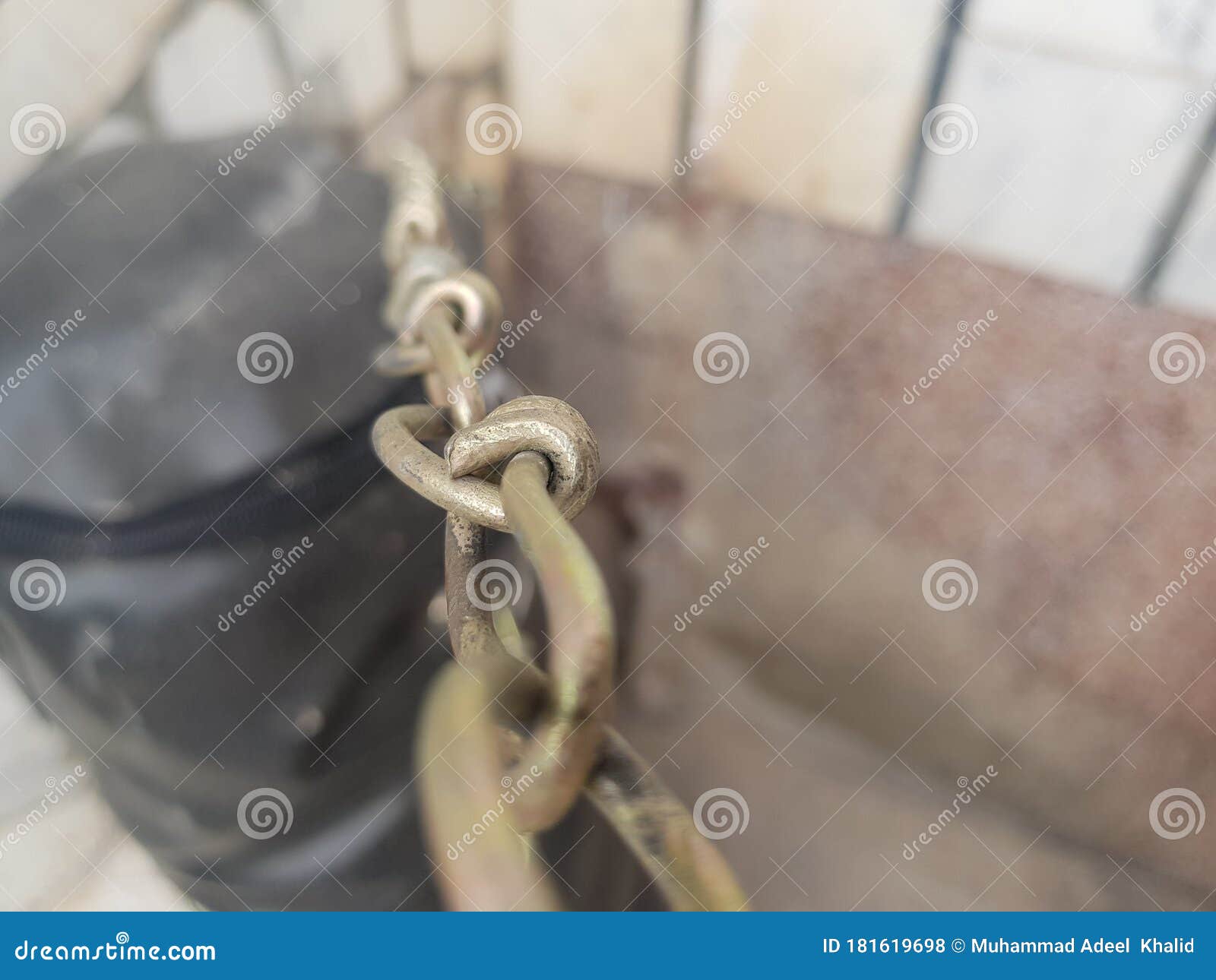 Chain to boxing bag stock photo. Image of boxing, tight - 181619698