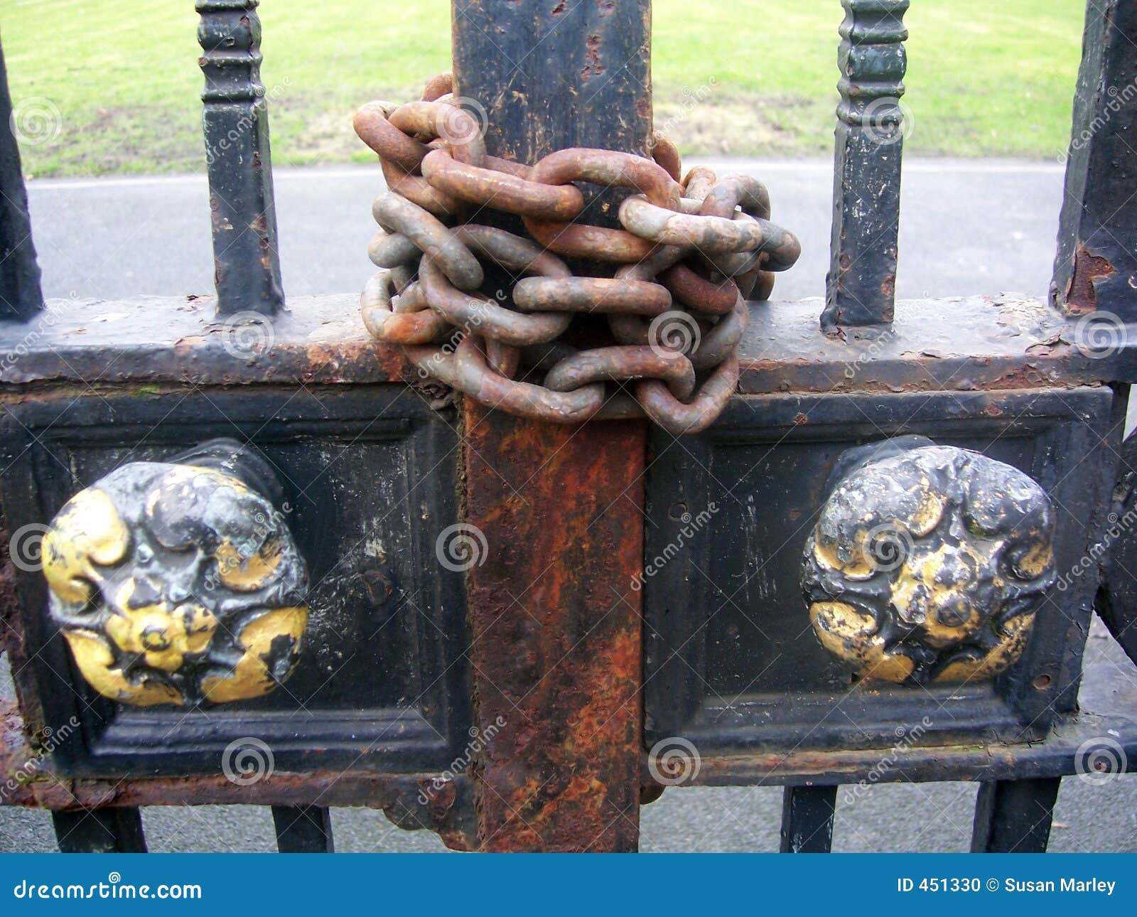 Chained Gates Picture. Image: 451330