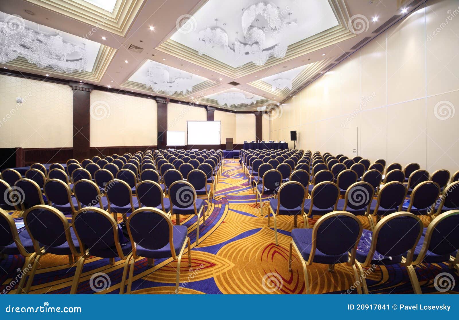Chair rows in hall editorial photo. Image of convention - 20917841