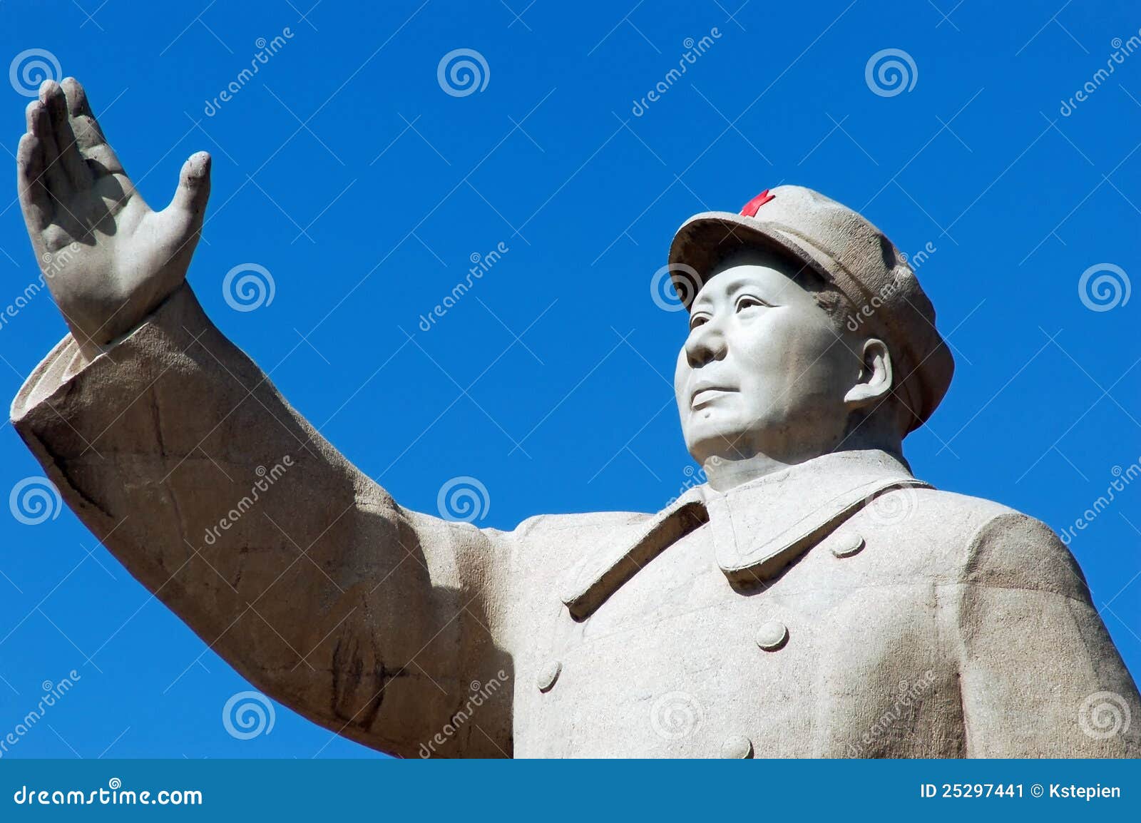 Chairman Mao s Statue stock image. Image of worship, tung - 25297441