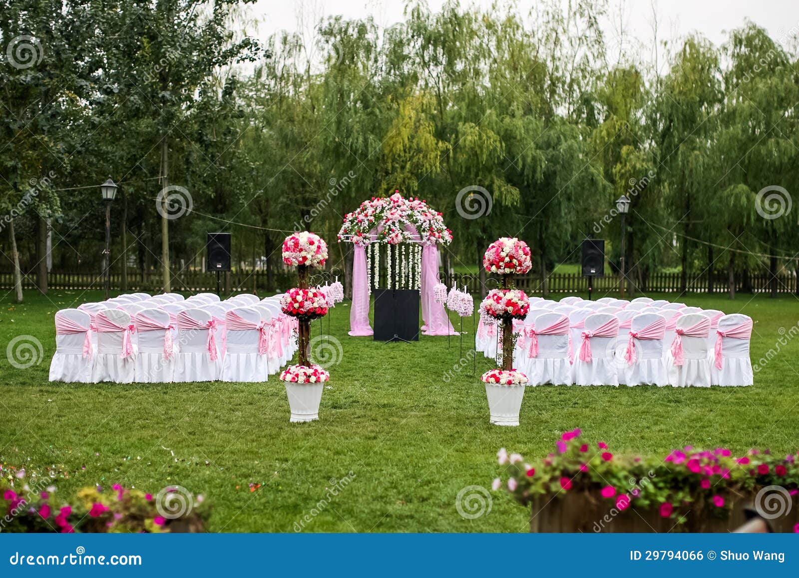 Outdoor wedding Scene stock photo. Image of feast, cake - 29794066