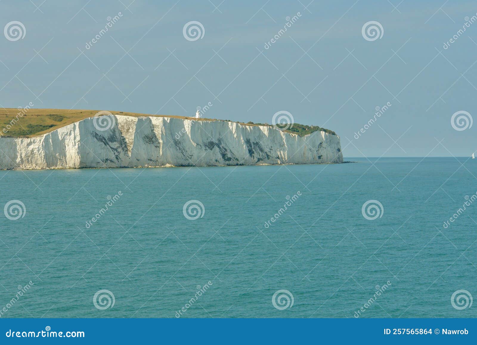 The chalk cliffs of Dover stock photo. Image of great - 257565864
