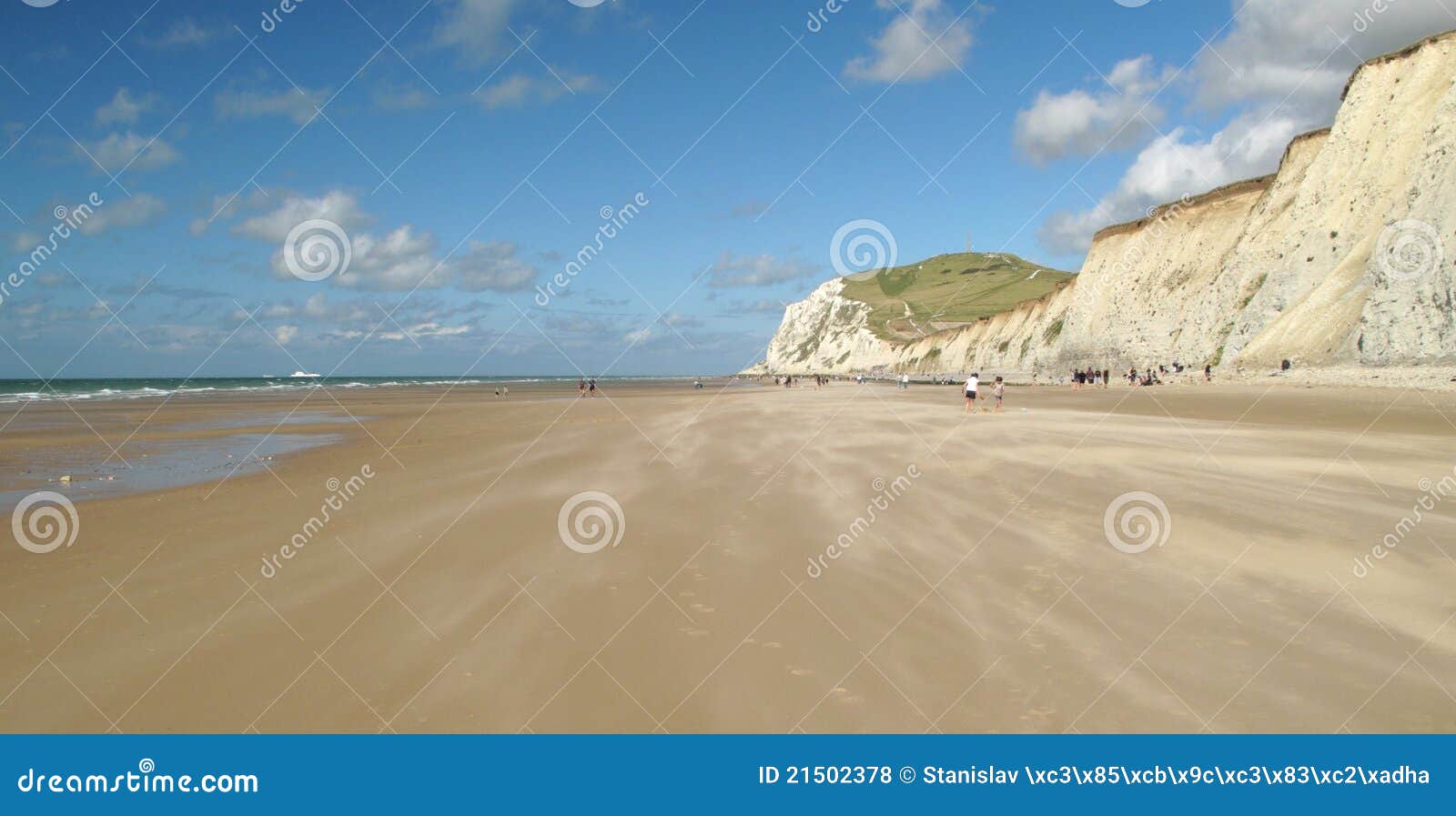 Chalk cliffs near Calais stock photo. Image of coastline - 21502378