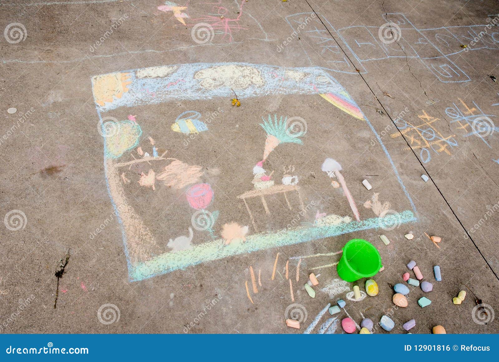 Chalk Drawing stock photo. Image of drawing, artwork - 12901816