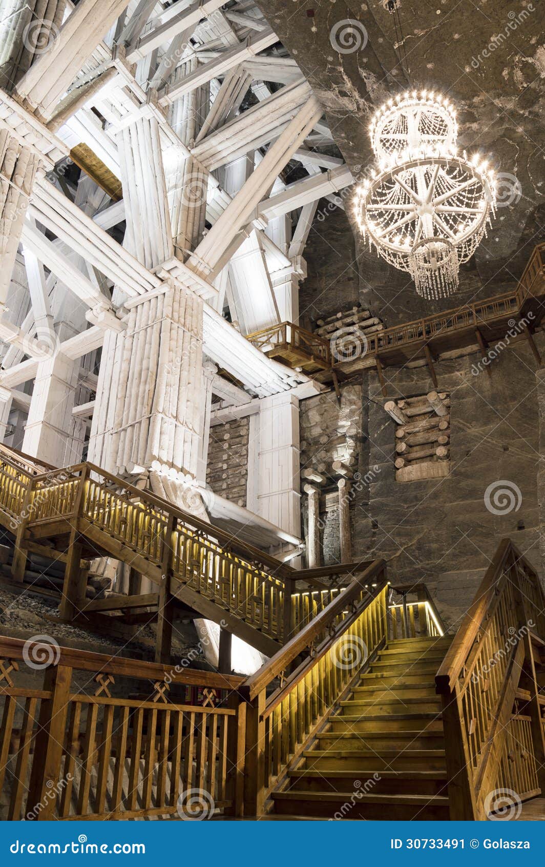 Chambre Souterraine Dans La Mine De Sel, Wieliczka Image stock - Image ...
