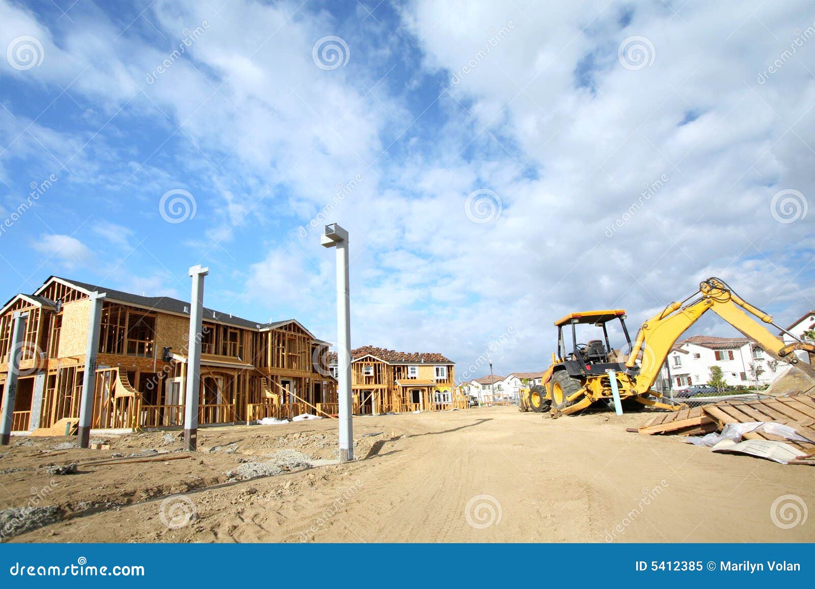 Chambres en construction image stock. Image du communauté - 5412385