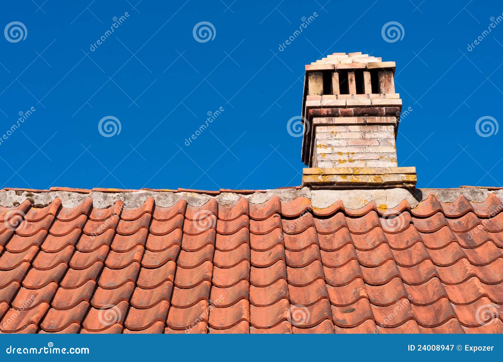 Chaminé imagem de stock. Imagem de chaminé, céu, cena - 24008947