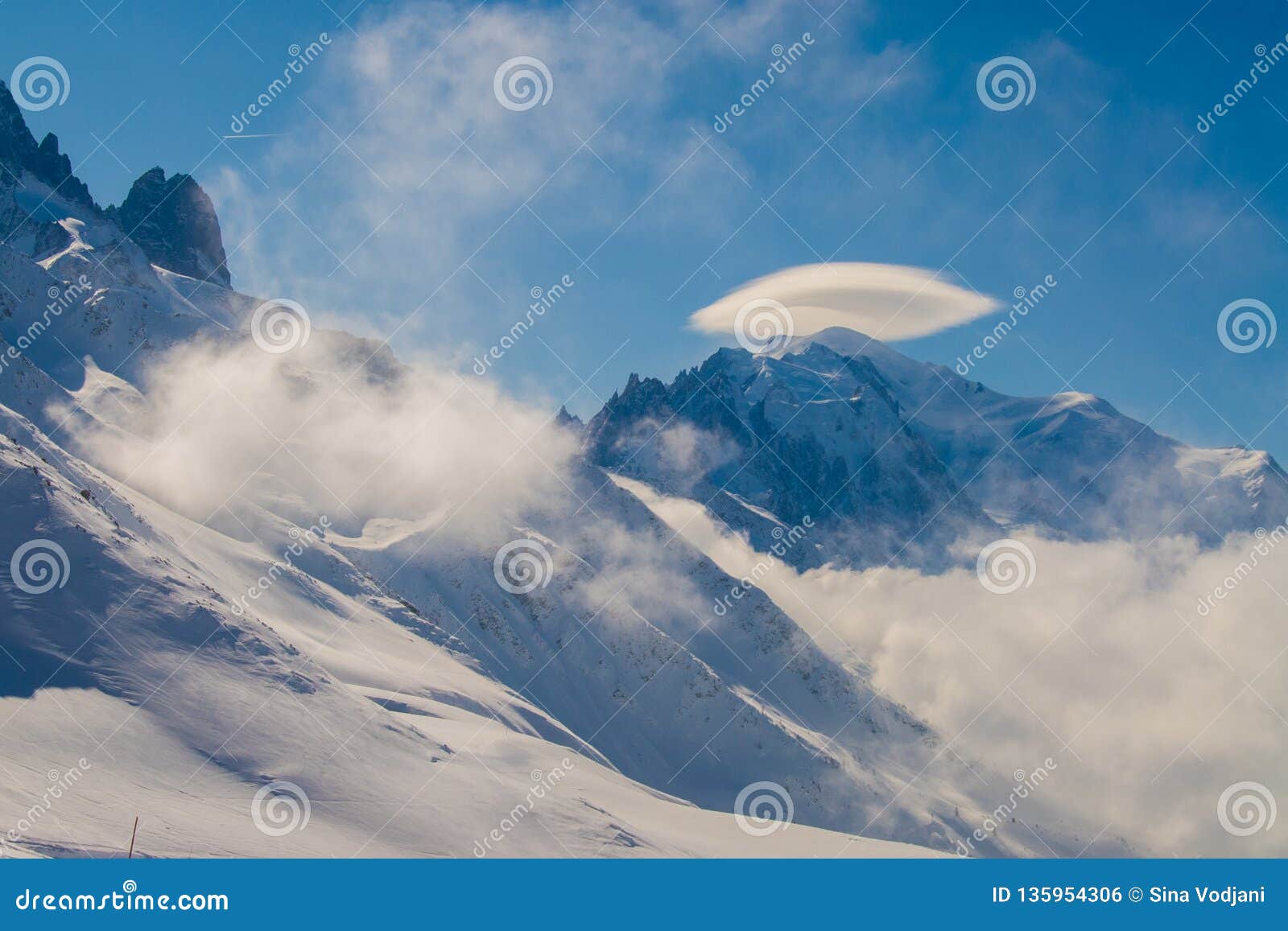 Chamonix Snow Mont Blanc Landscape Stock Photo - Image of mont, hiking ...