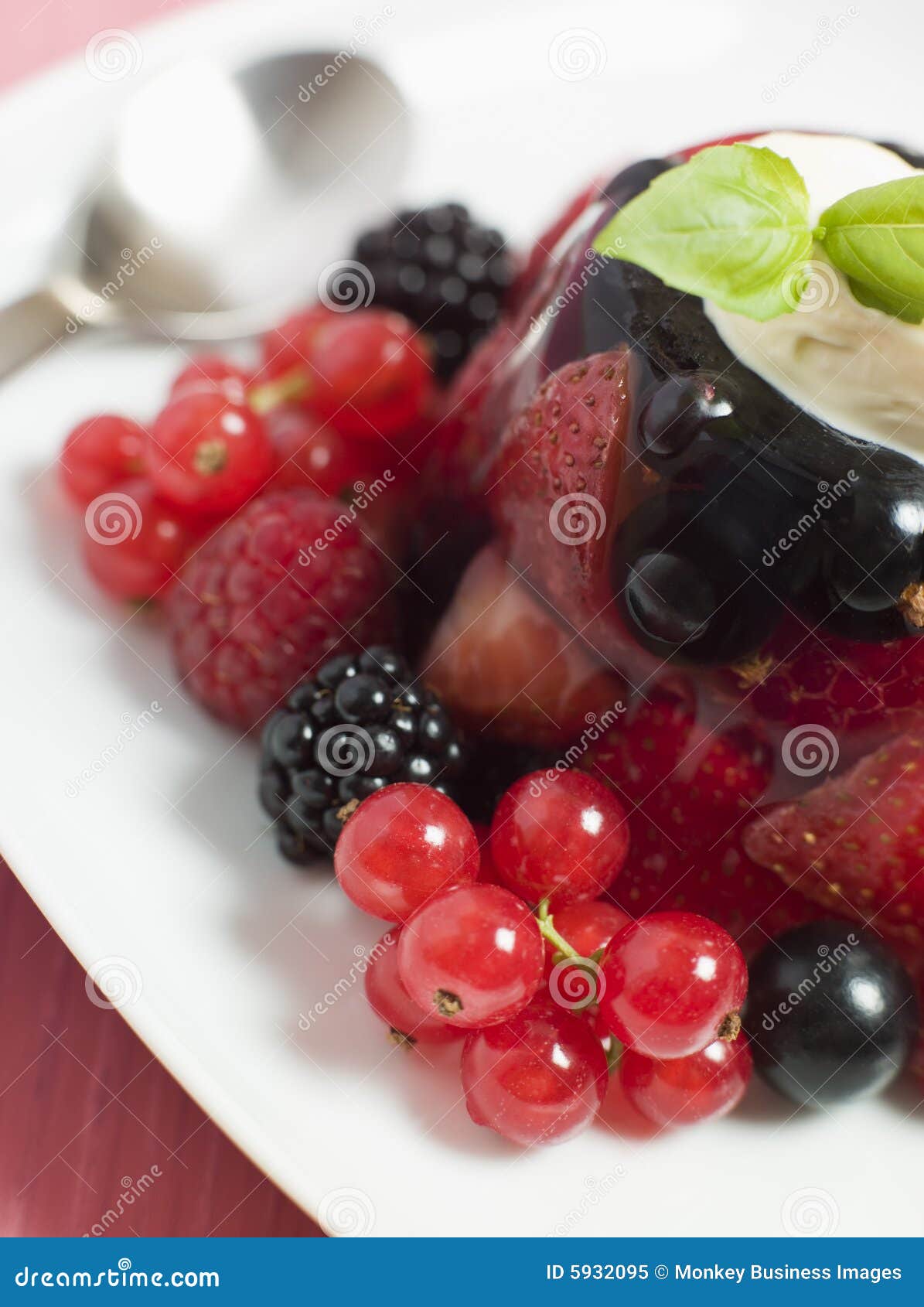 Clotted Cream Butter Cream For Turkish Breakfast. Meshur Afyon Kaymagi ...