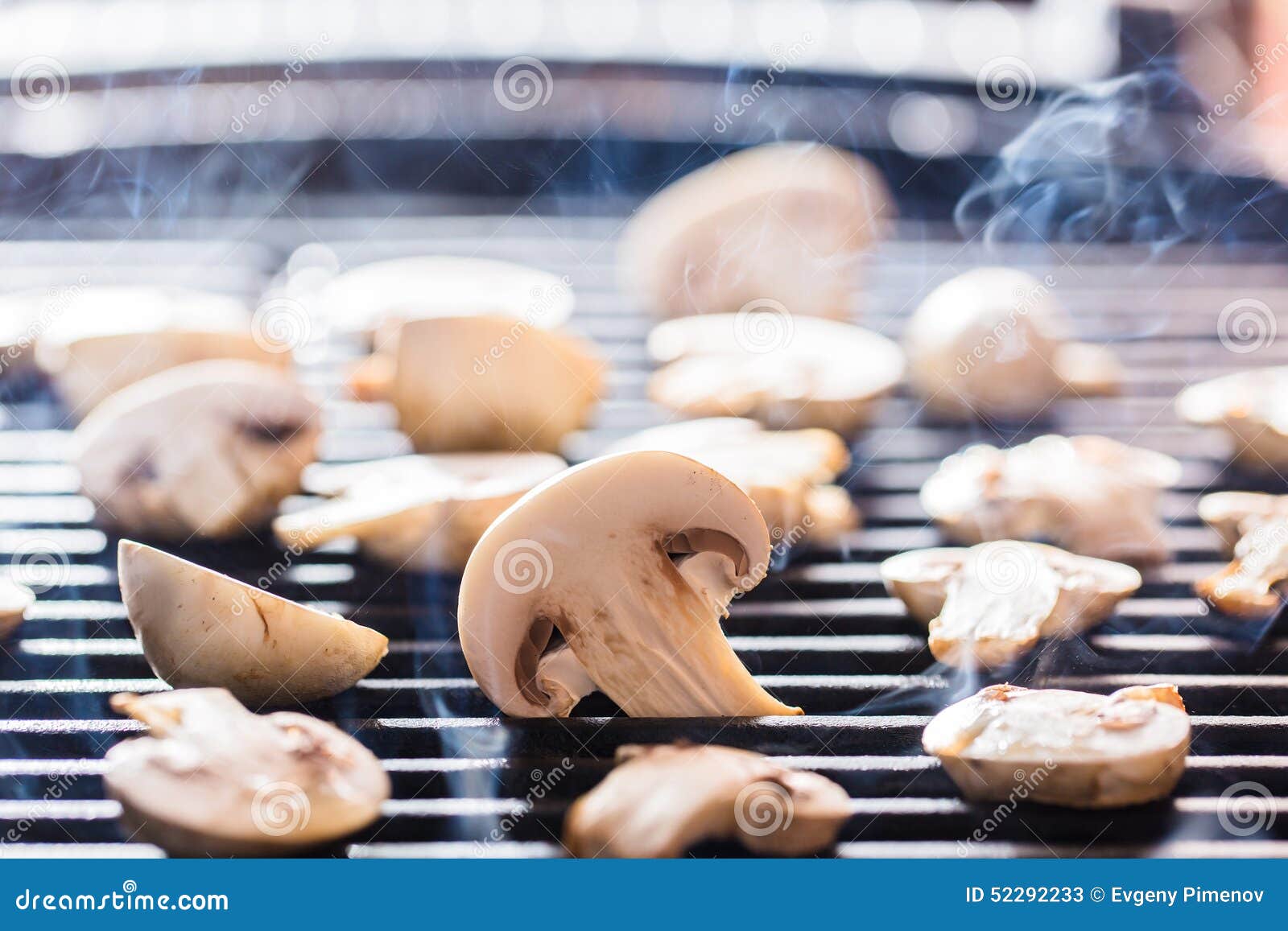 Champignon Mushrooms on Grill Stock Image - Image of sliced, plant ...