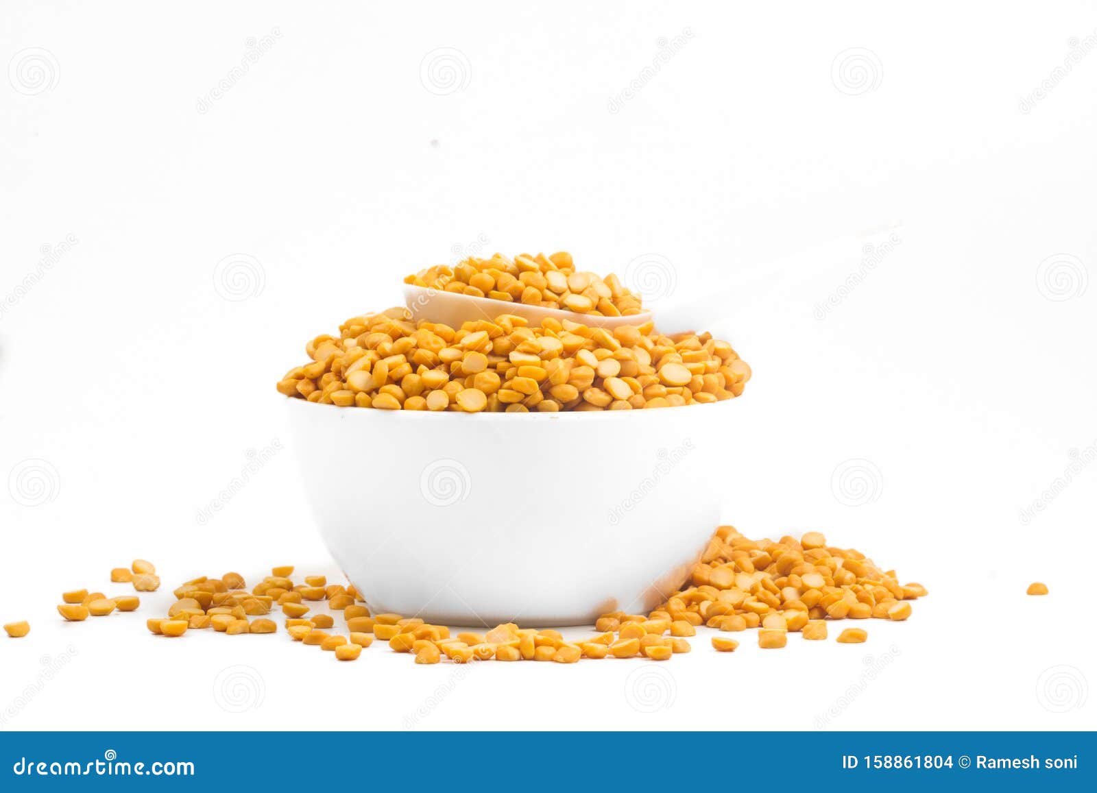 SPLIT CHICKPEAS stock photo. Image of chana, crop, bean - 158861804