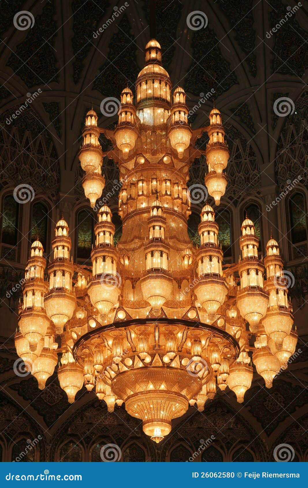 Chandelier editorial image. Image of sultan, islam, lamp - 26062580