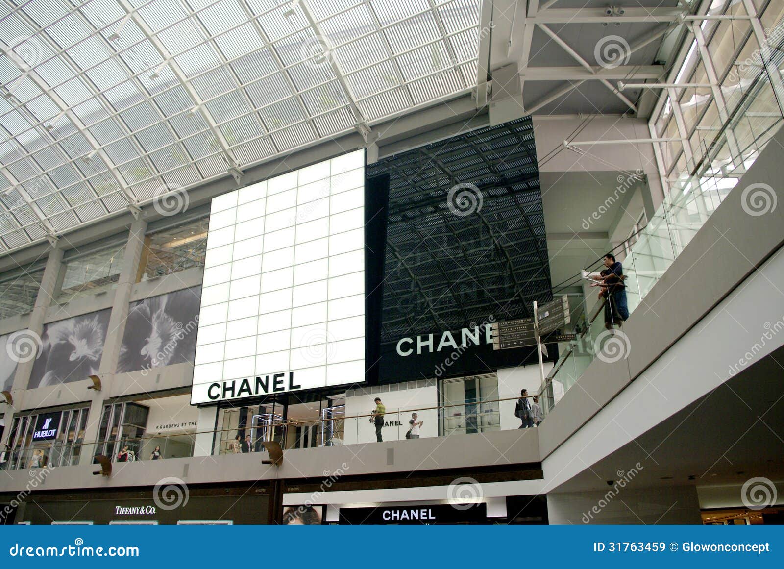 Chanel shopfront redactionele stock afbeelding. Image of handel - 31763459