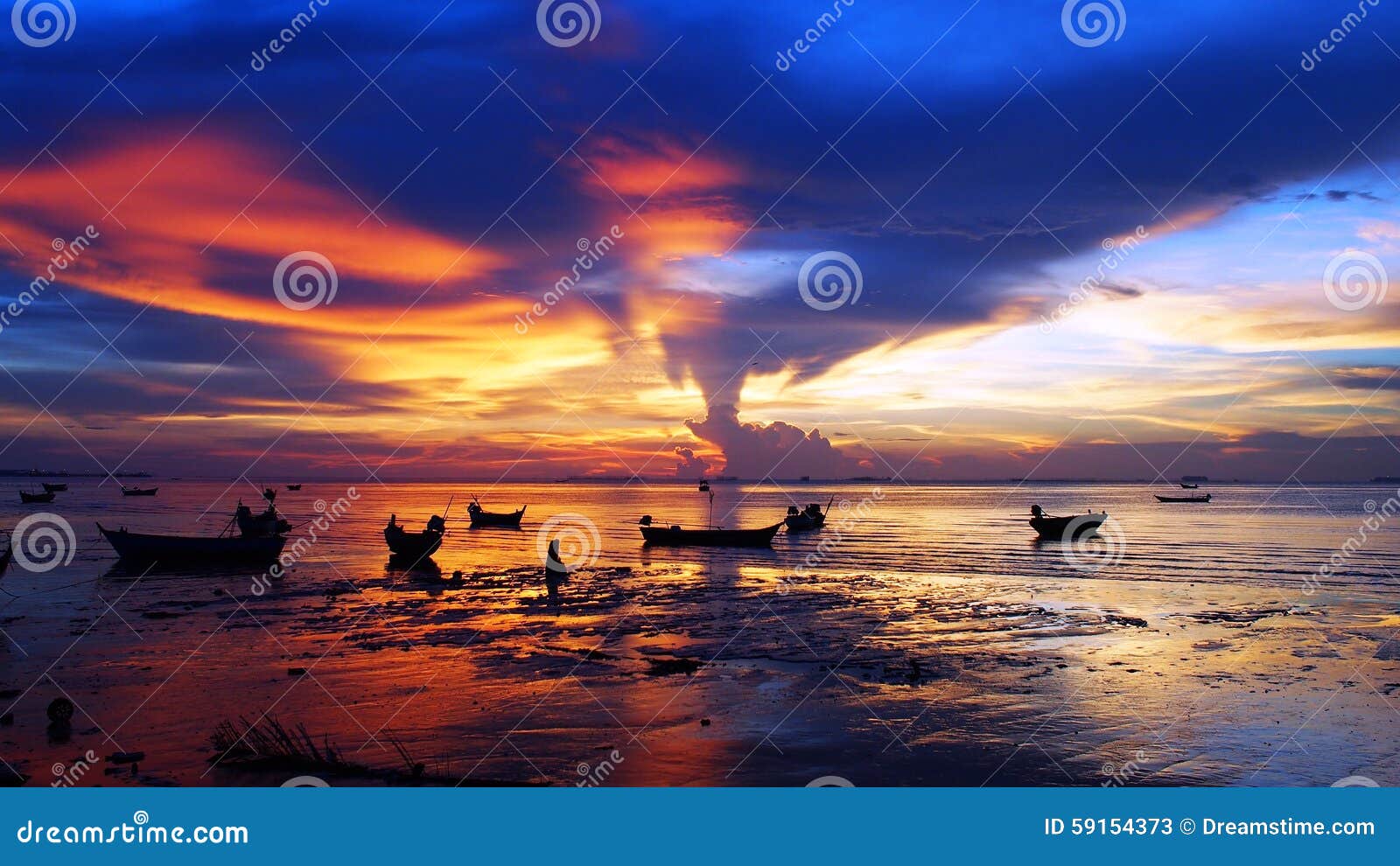 Change of sky color stock image. Image of evening, boat - 59154373