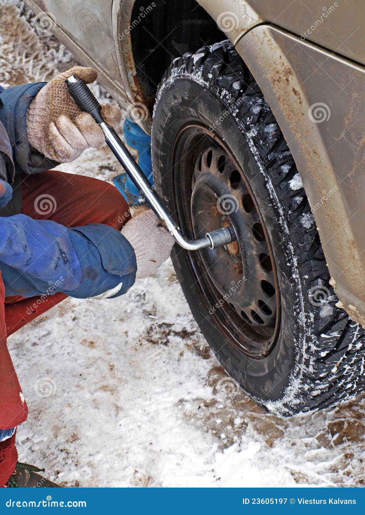 Change wheel 2 stock image. Image of color, snow, blue - 23605197