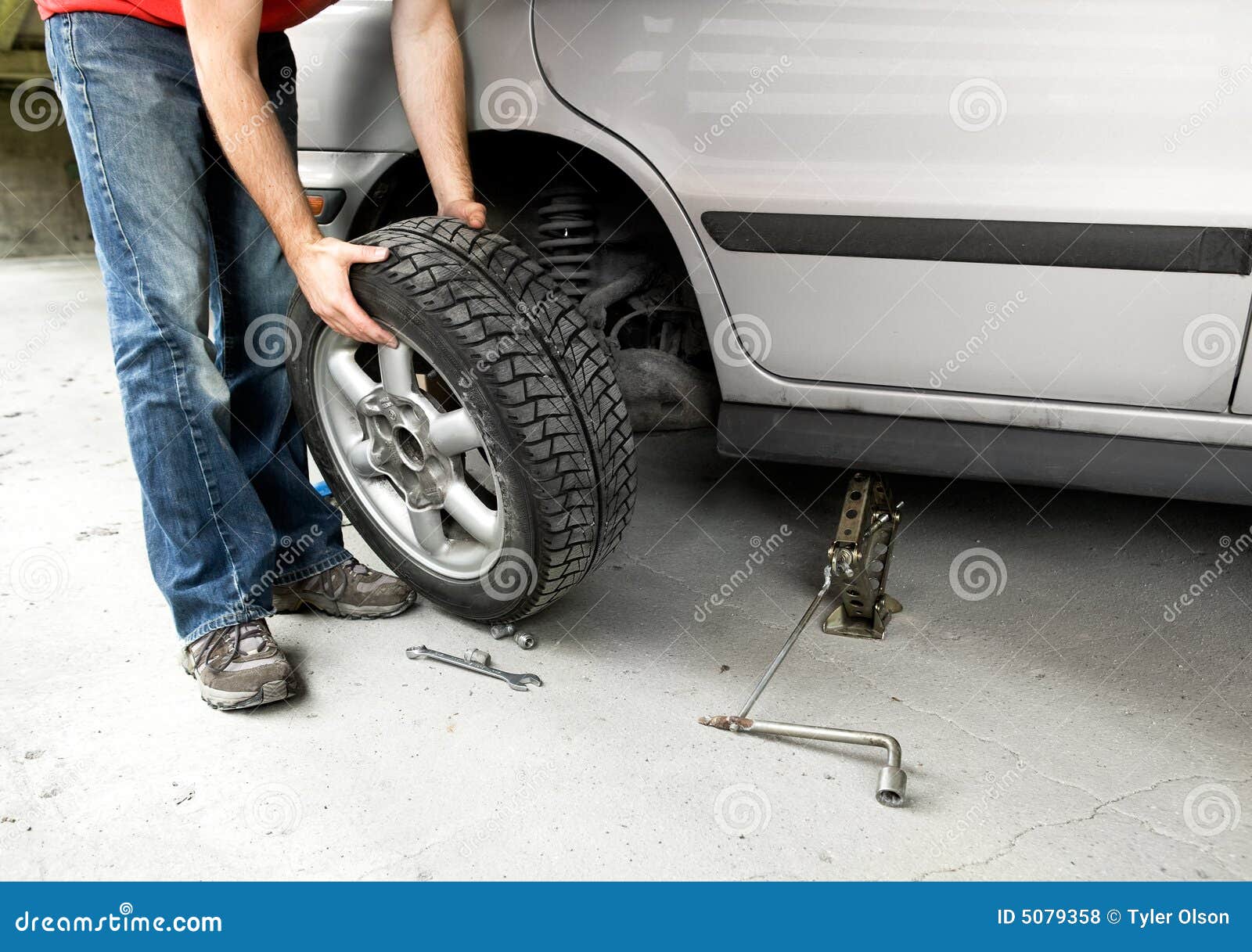 Change Wheel stock photo. Image of repair, tire, broken - 5079358