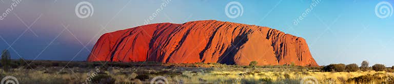 Changing Colors of Uluru editorial stock photo. Image of holiday - 7154968