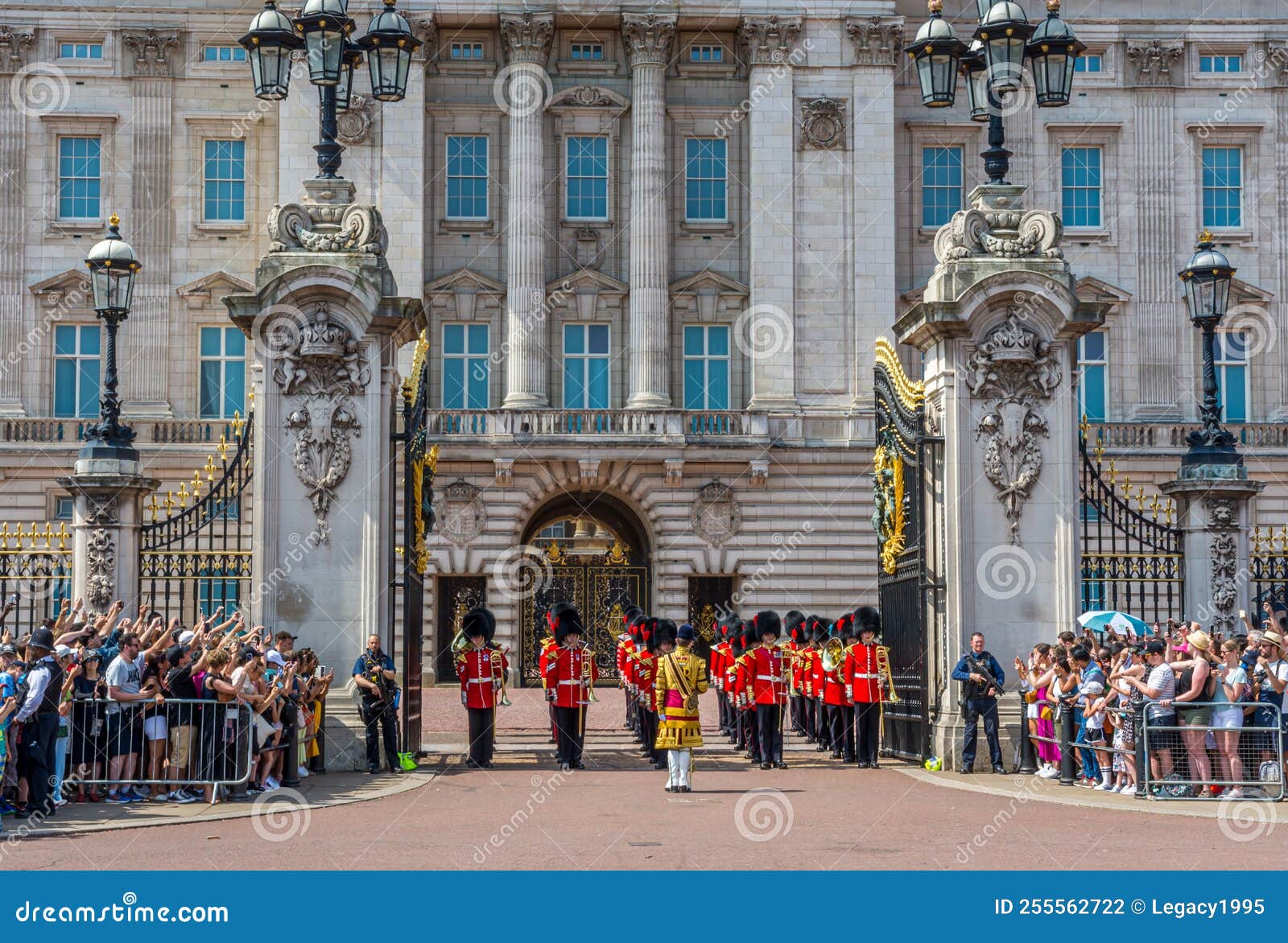 Changing of the Guard Ceremony at Buckingham Palace Editorial ... Changing of the Guard Ceremony at Buckingham Palace Editorial ...