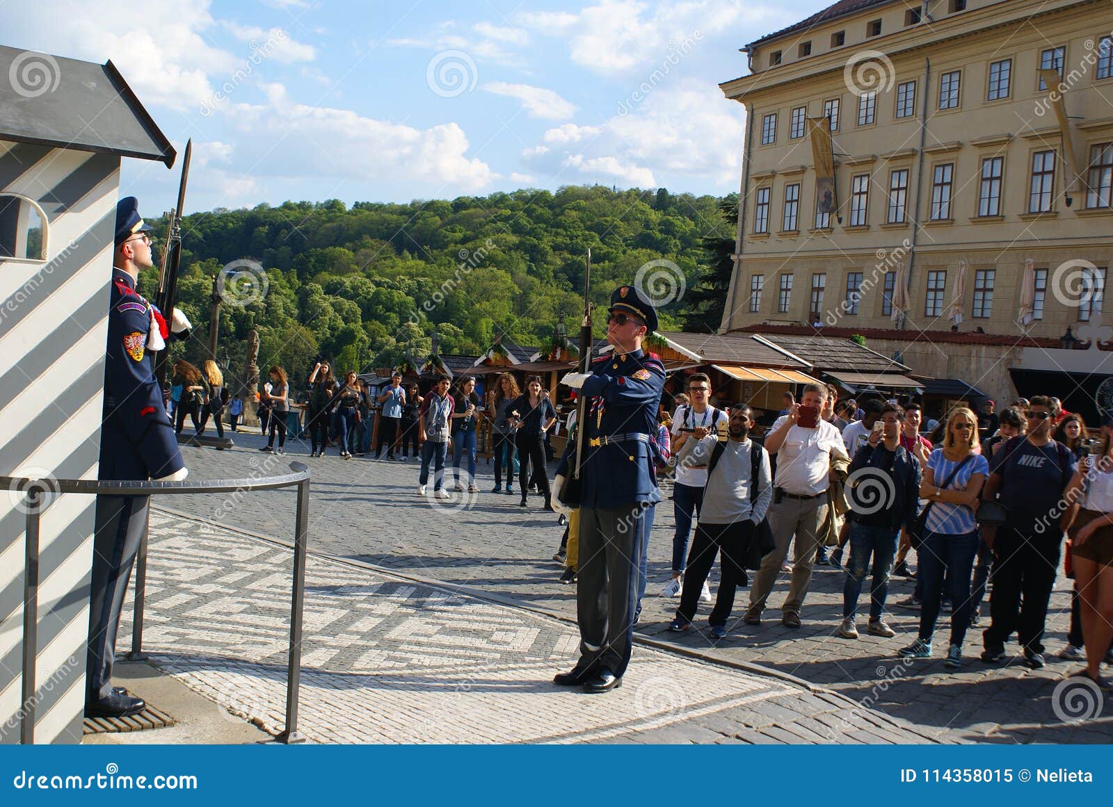 Changing of the Guard at Prague Castle Editorial Image - Image of ...