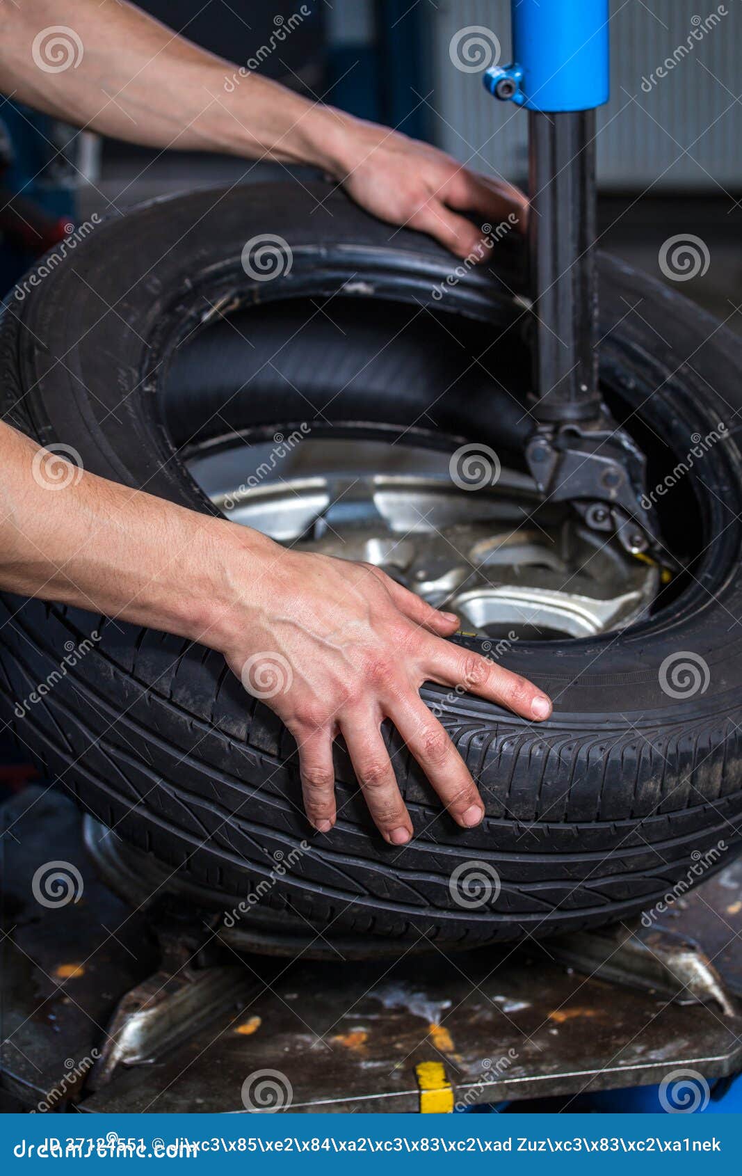 Changing tires stock image. Image of repair, indoors - 37124551