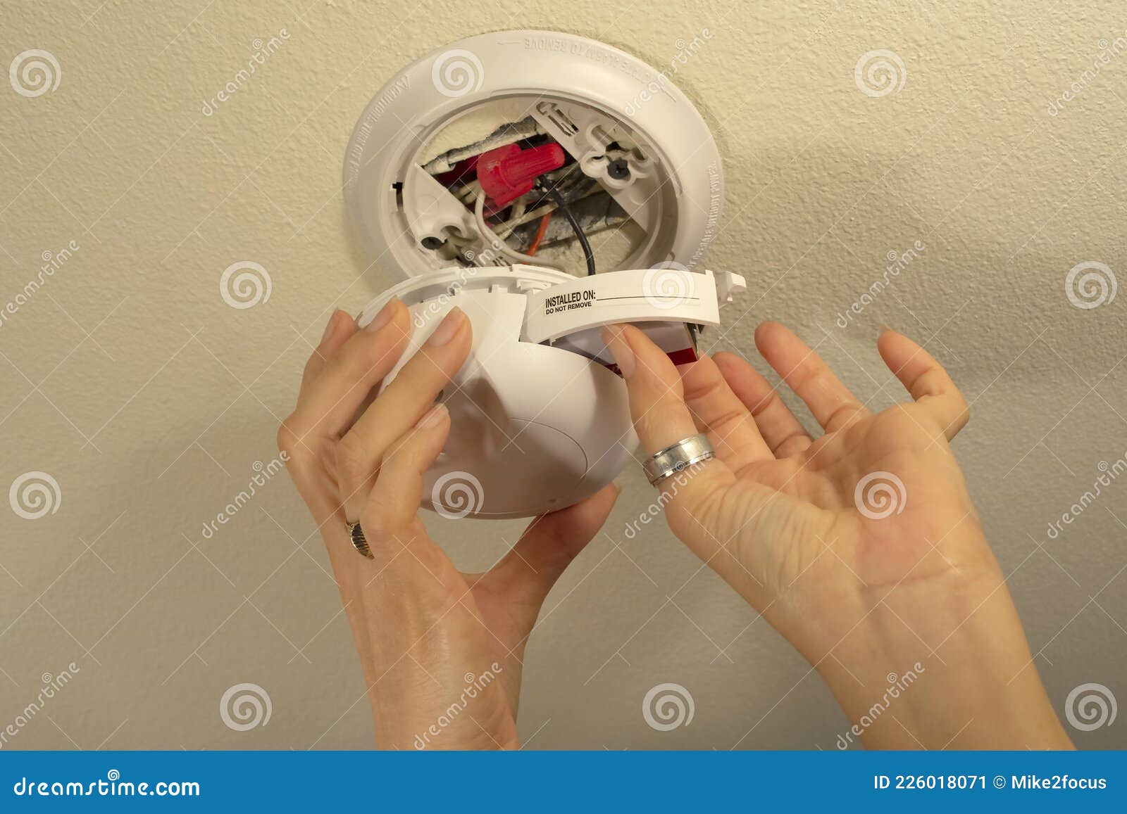 Changing 9 Volt Battery in a Home or Business Smoke Detector Alarm ... Changing 9 Volt Battery in a Home or Business Smoke Detector Alarm ...