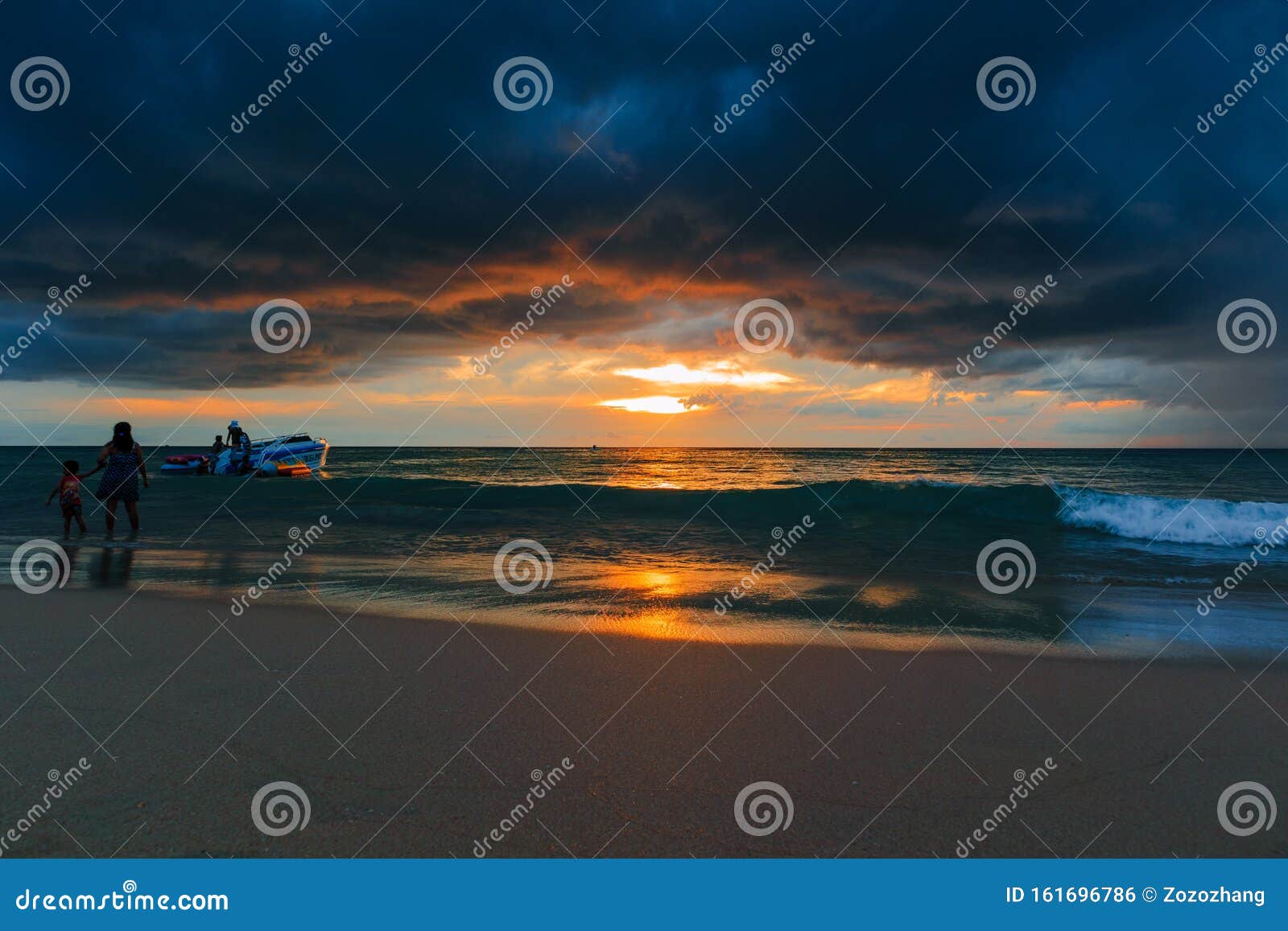 Changli Sunset in the Summer Editorial Photo - Image of clouds, sunrise ...