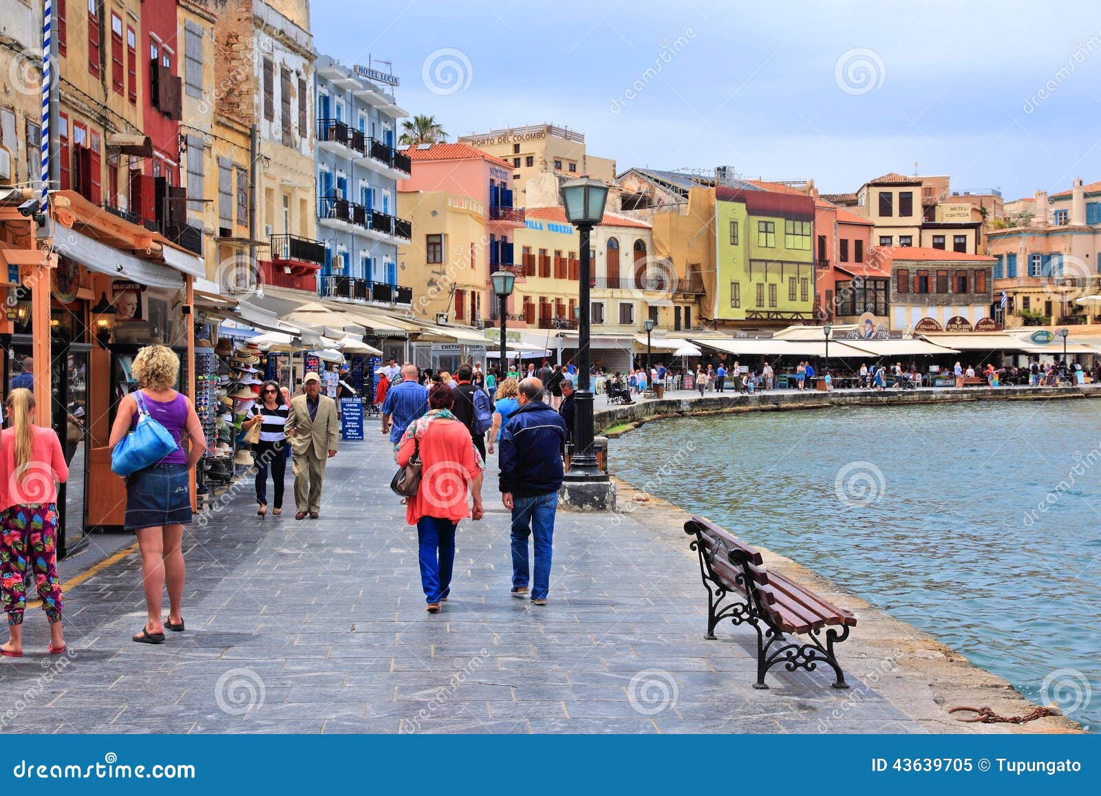 Chania, Kreta redaktionelles bild. Bild von gebäude, speicher - 43639705