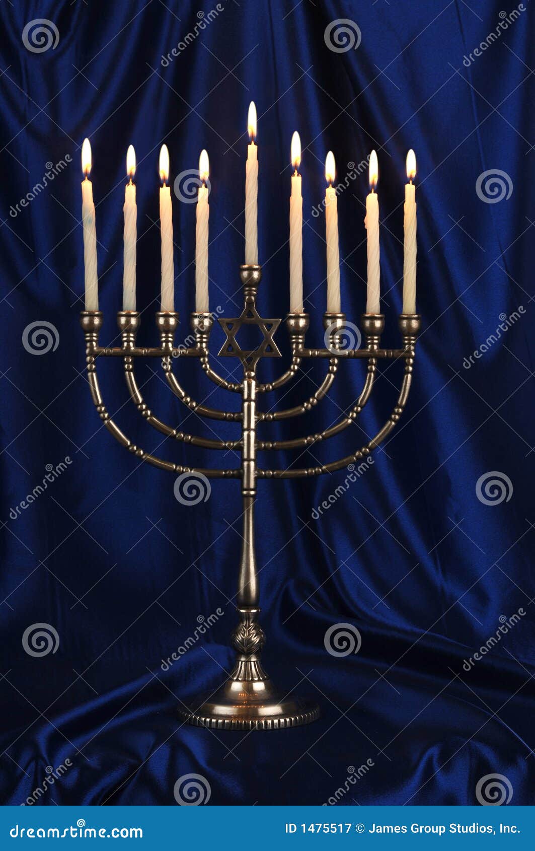 Chanoeka stock afbeelding. Image of tempel, menorah, joods - 1475517