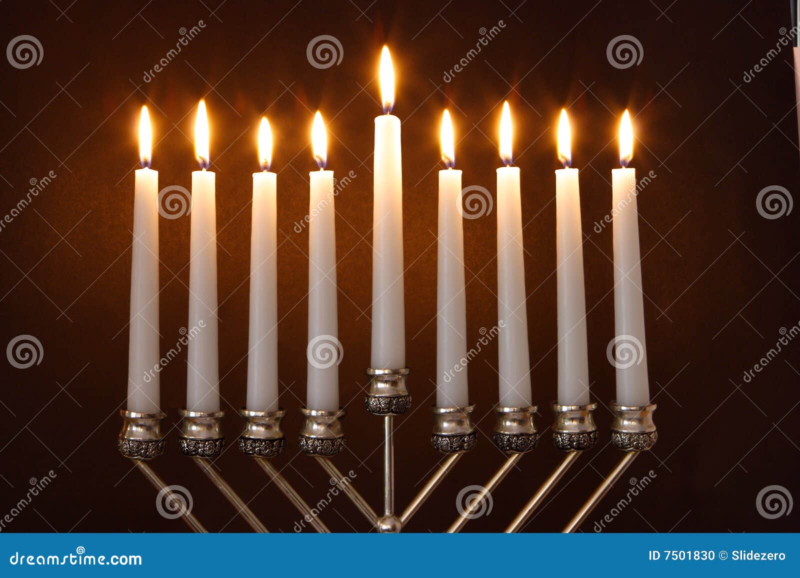 Chanoeka Menorah/de Kaarsen Van De Chanoeka Stock Foto - Image of ...