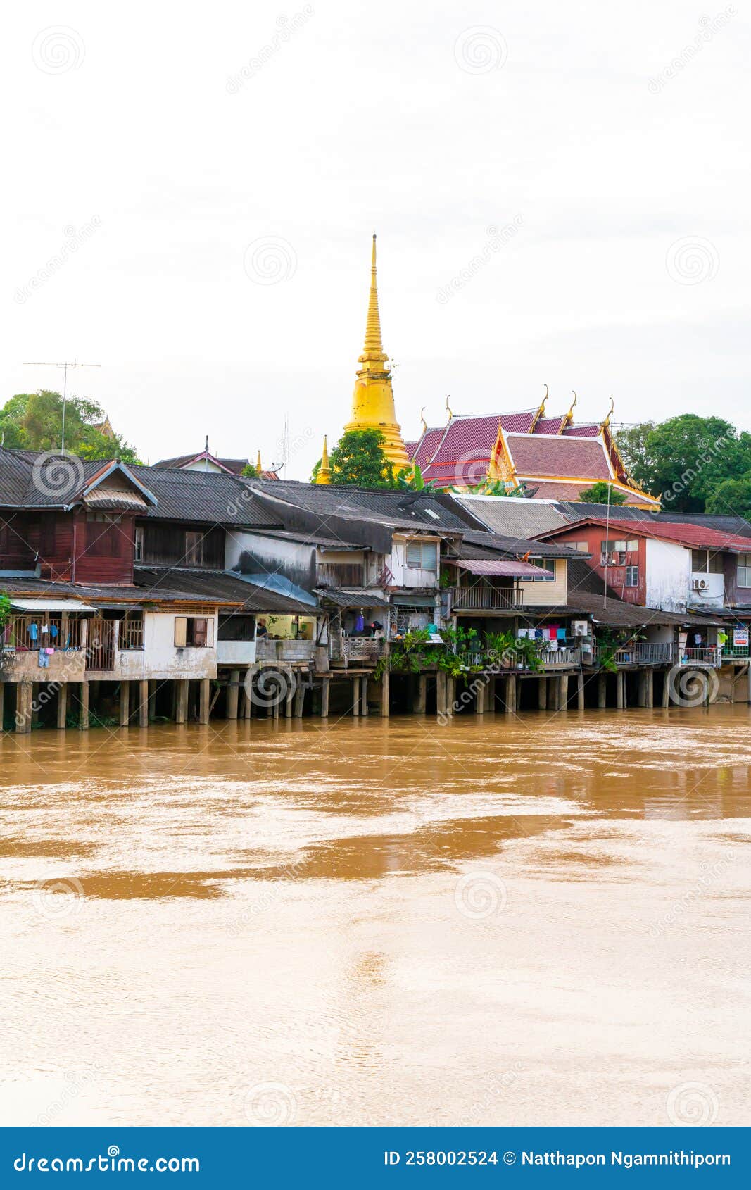 Chantaboon Waterfront Community at Chanthaburi in Thailand Stock Photo - Image of community ...