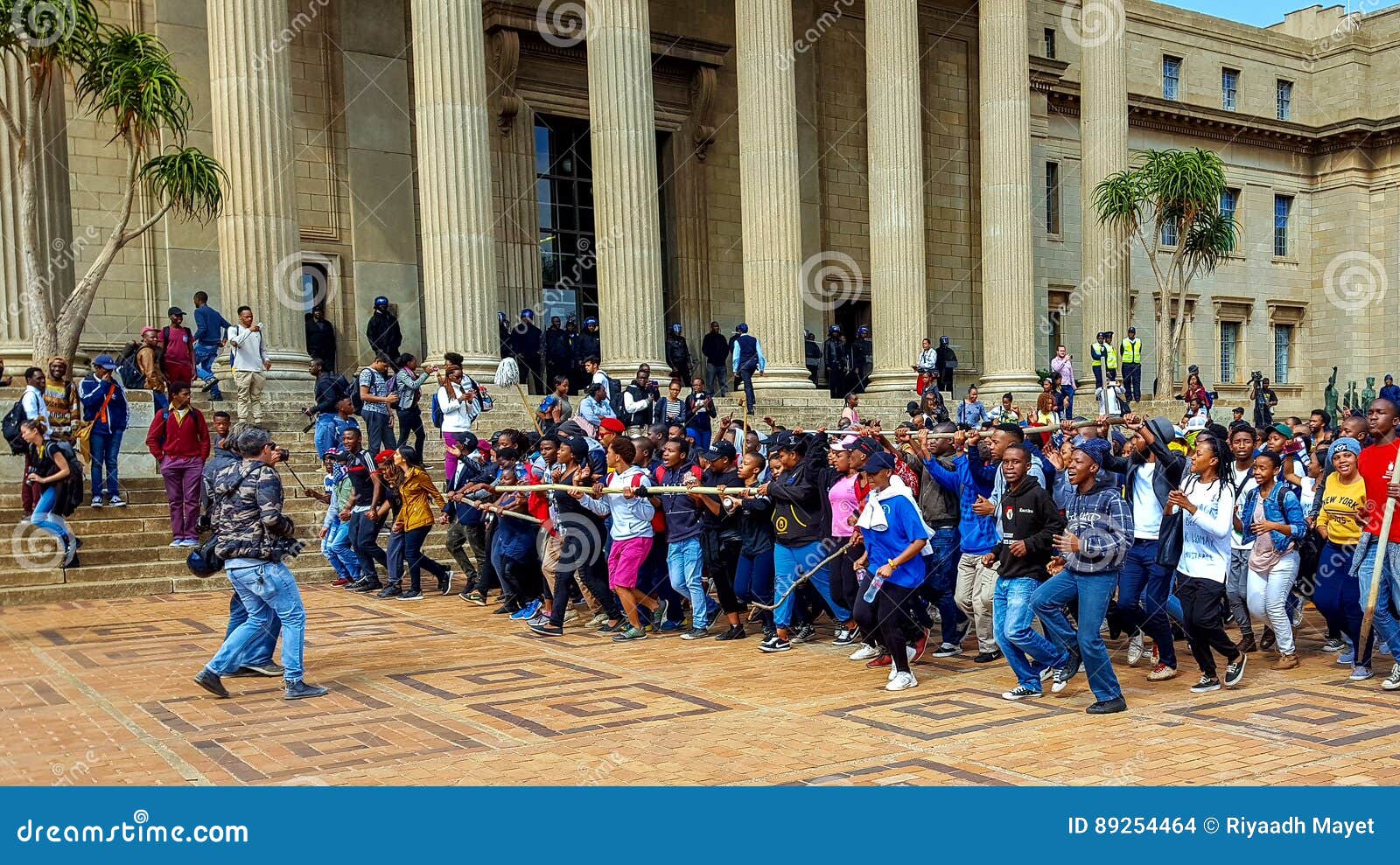 Chaos 2 editorial stock image. Image of students, university - 89254464