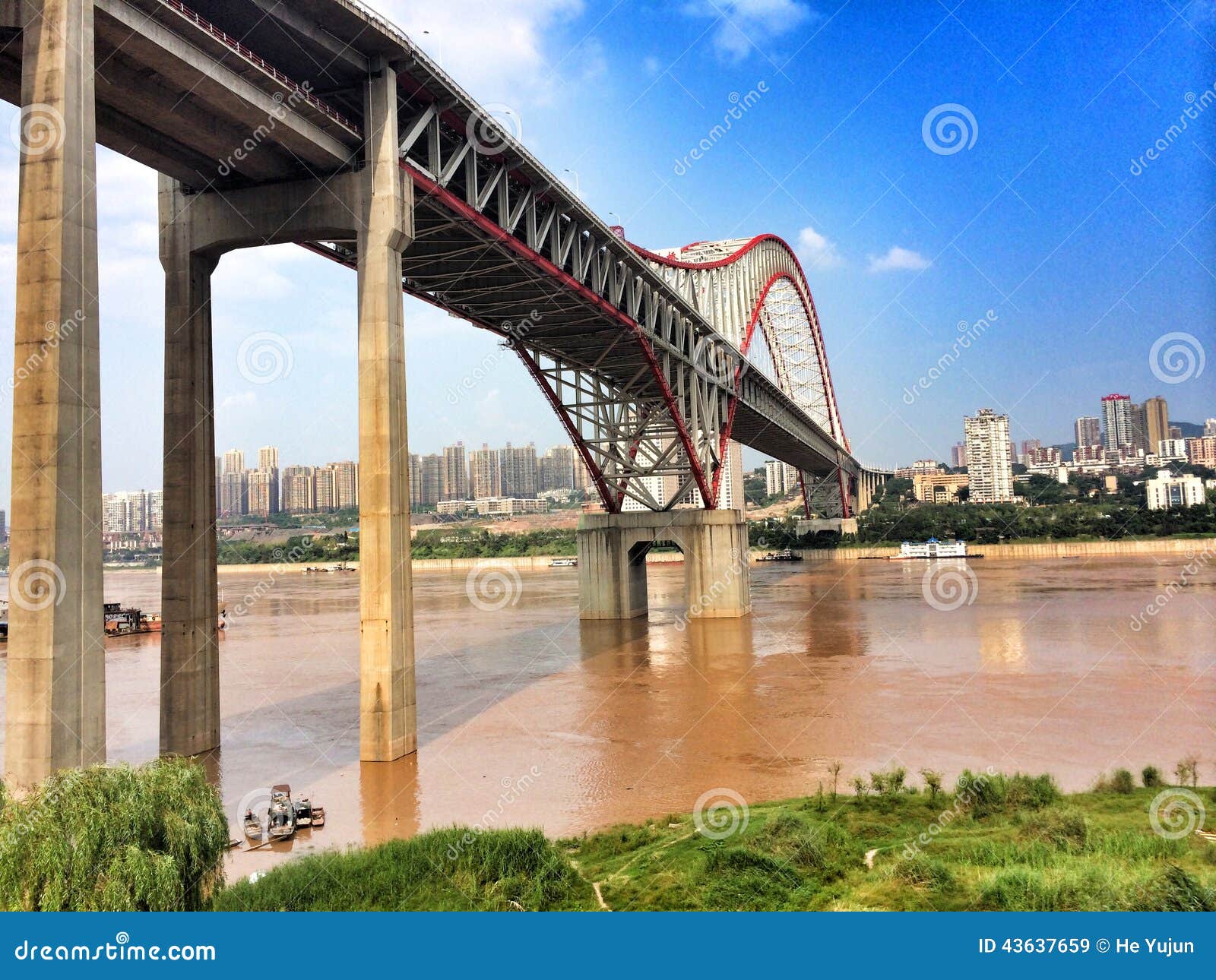 Chaotianmen bridge editorial stock image. Image of cityscape - 43637659