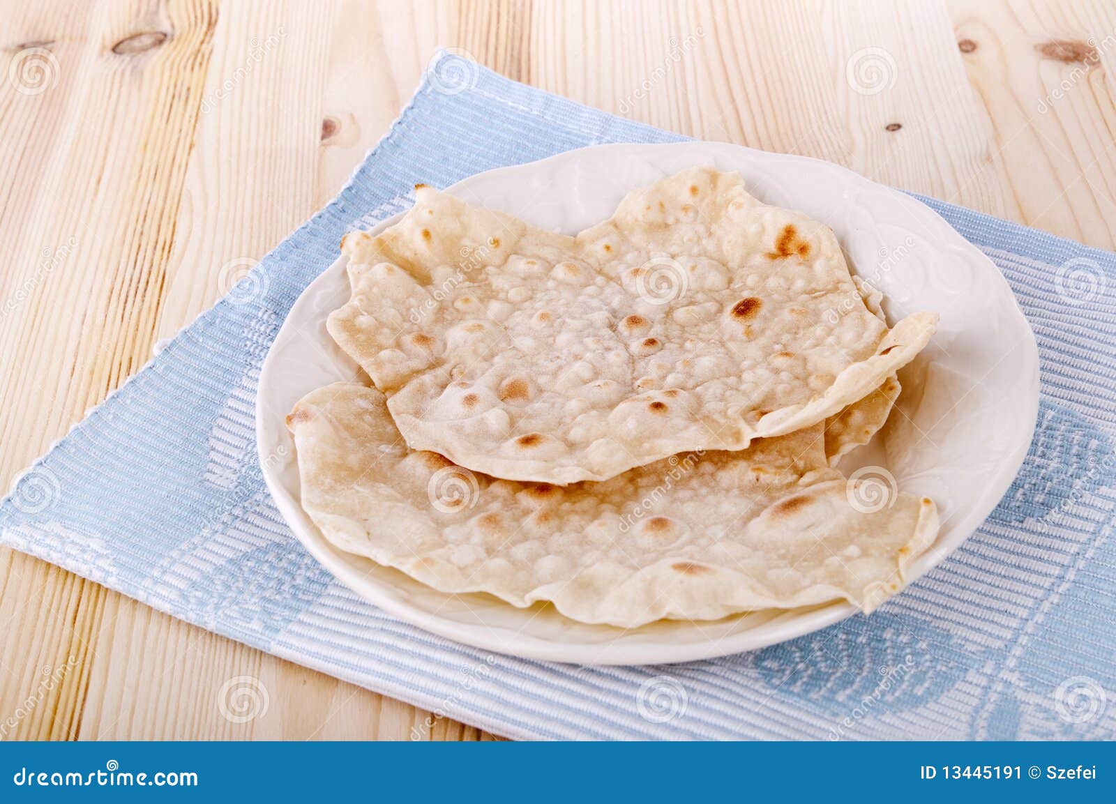 Chapati o Roti indio imagen de archivo. Imagen de nadie - 13445191