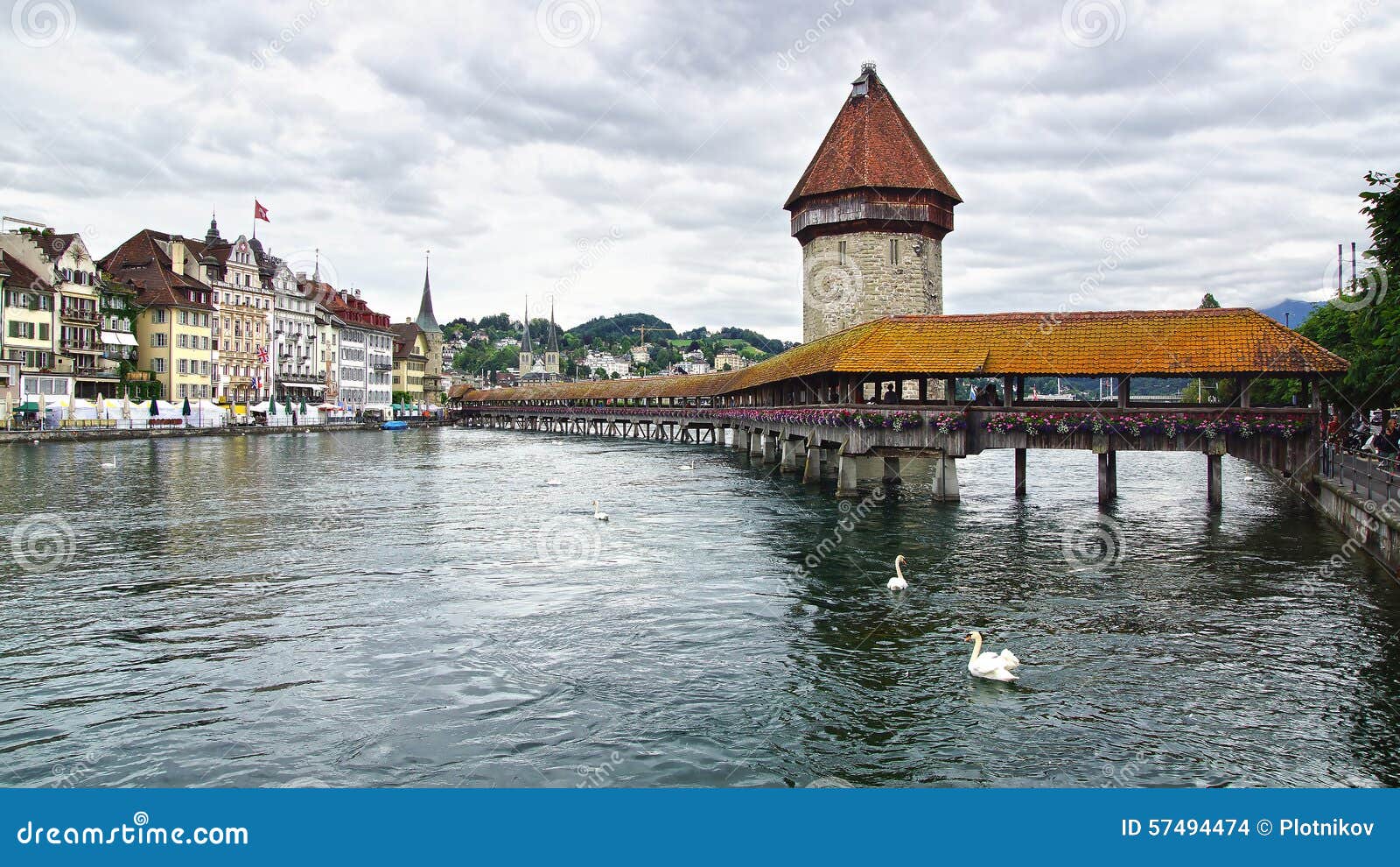 Chapel Bridge in Lucerne, Switzerland Editorial Stock Image - Image of ...
