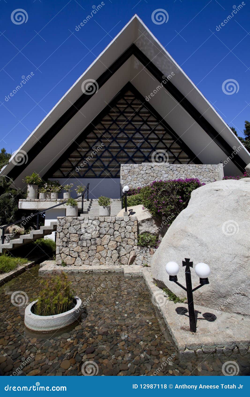 Chaple of Peace - Acapulco stock photo. Image of hands - 12987118