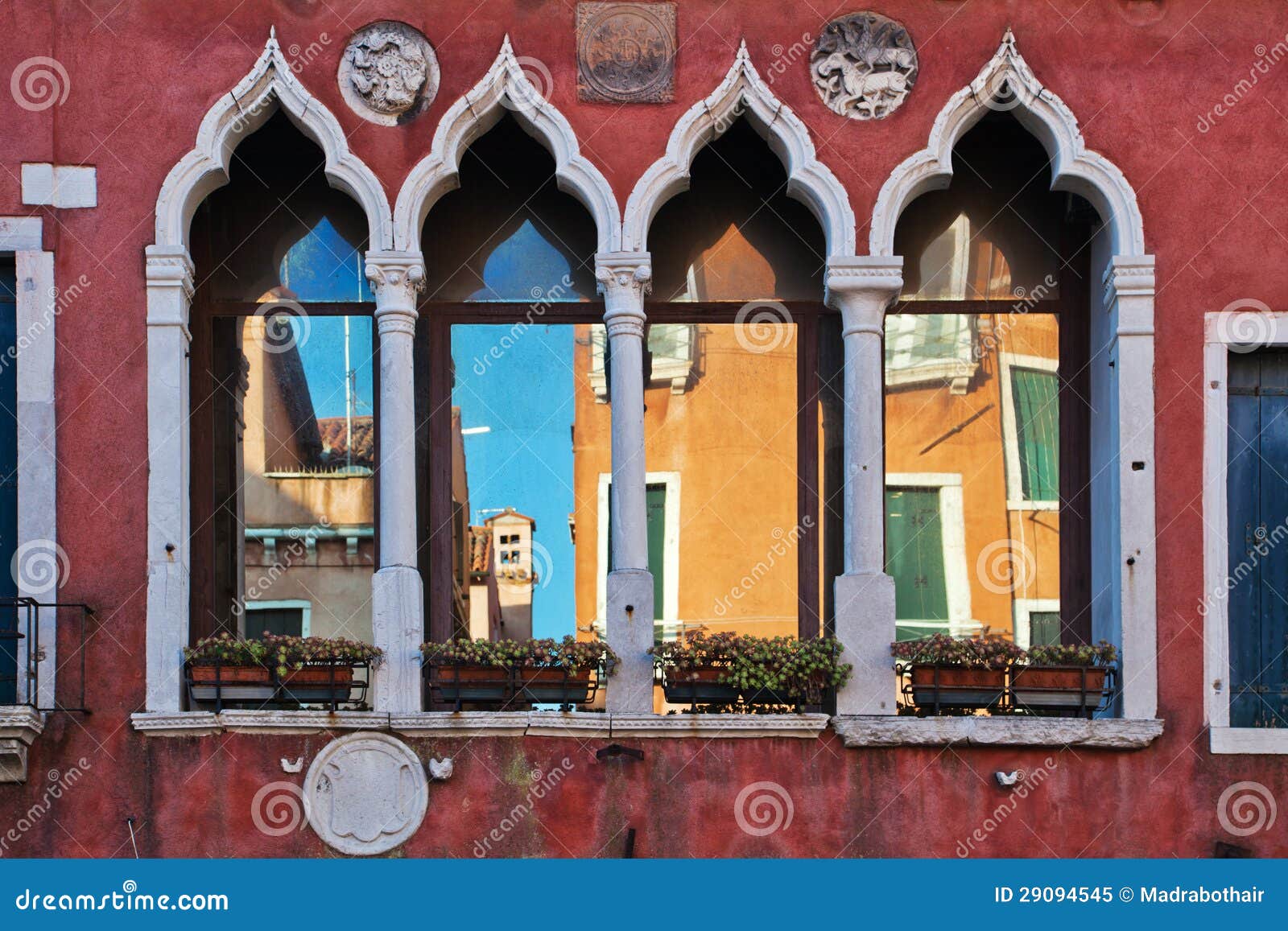 Characteristic Venetian Windows Stock Image - Image of plaster, europe ...