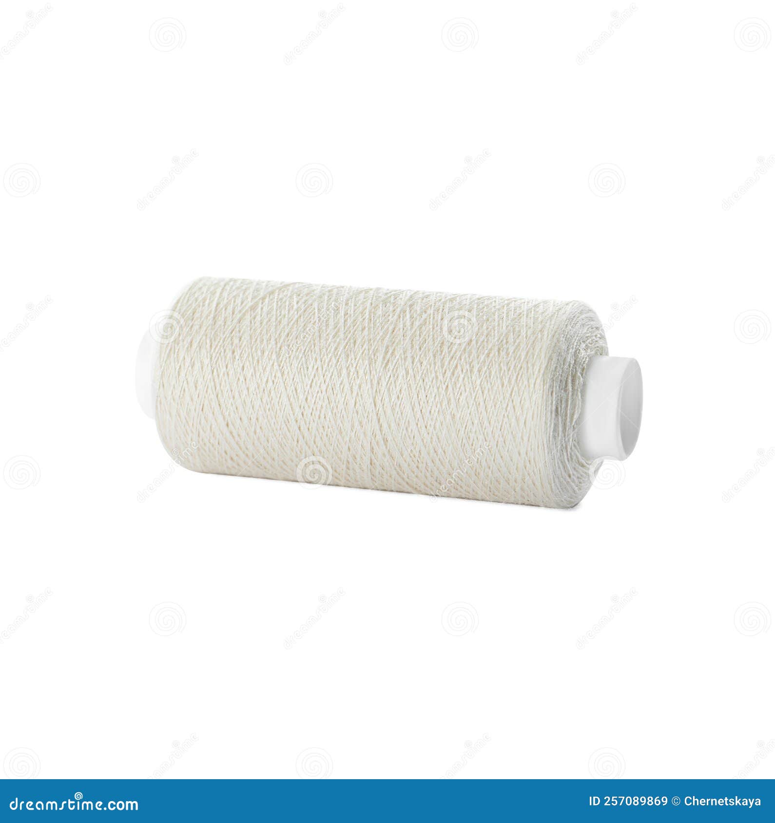 Charco De Hilo De Coser Beige Aislado En Blanco Imagen de archivo ...
