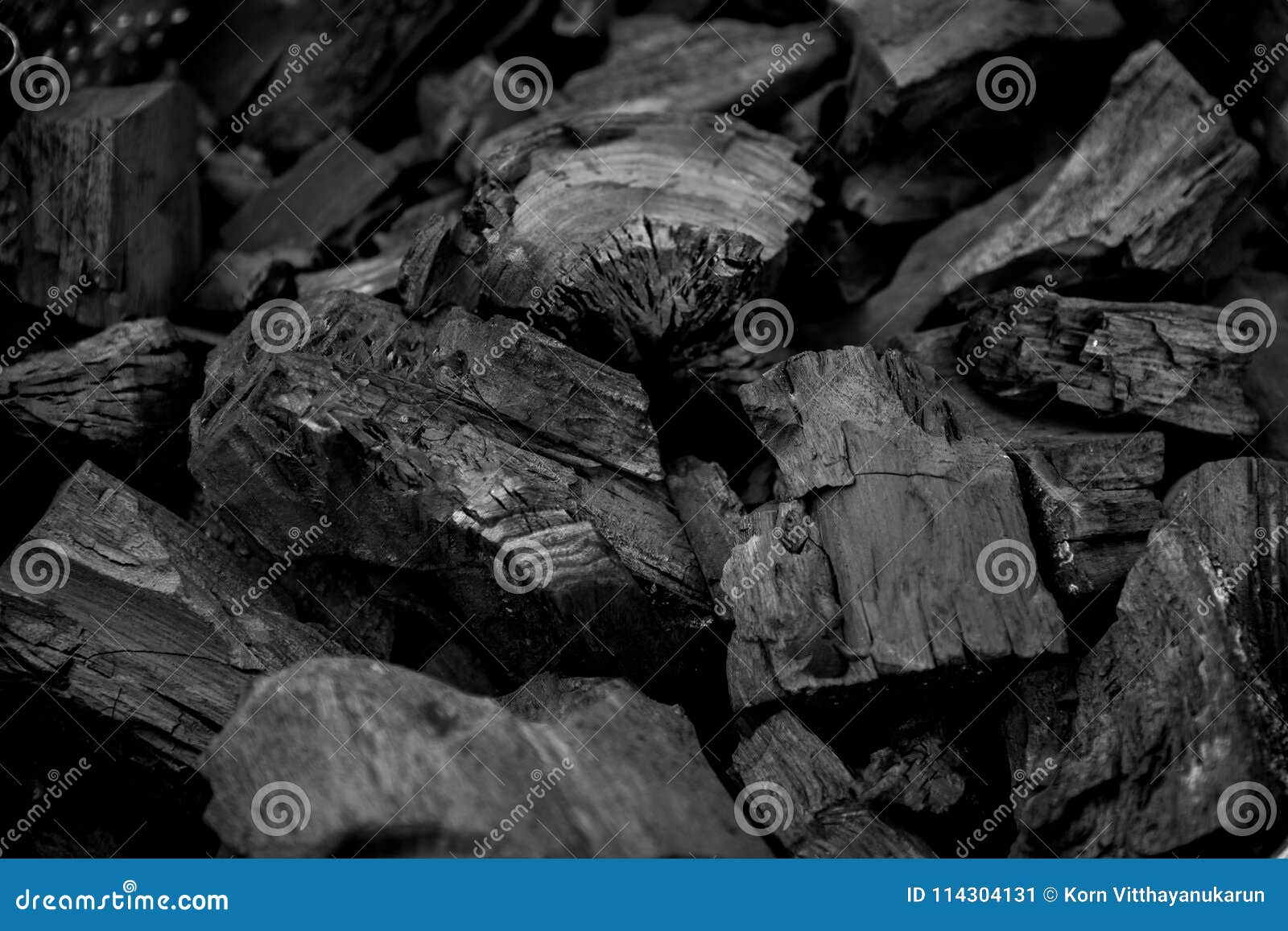 Charcoal Wooden Back Burn Texture Stock Image - Image of pieces ...