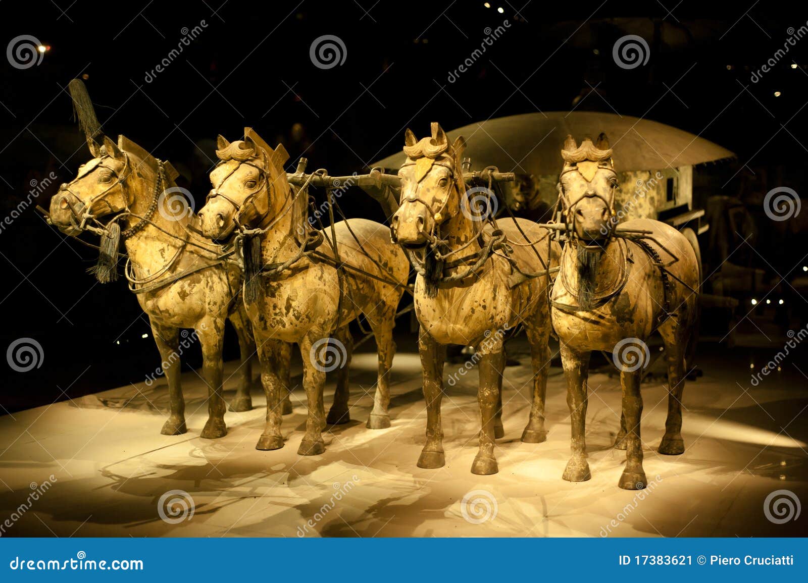 Chariot from the Terracotta Army in Xi an Editorial Photo - Image of ...