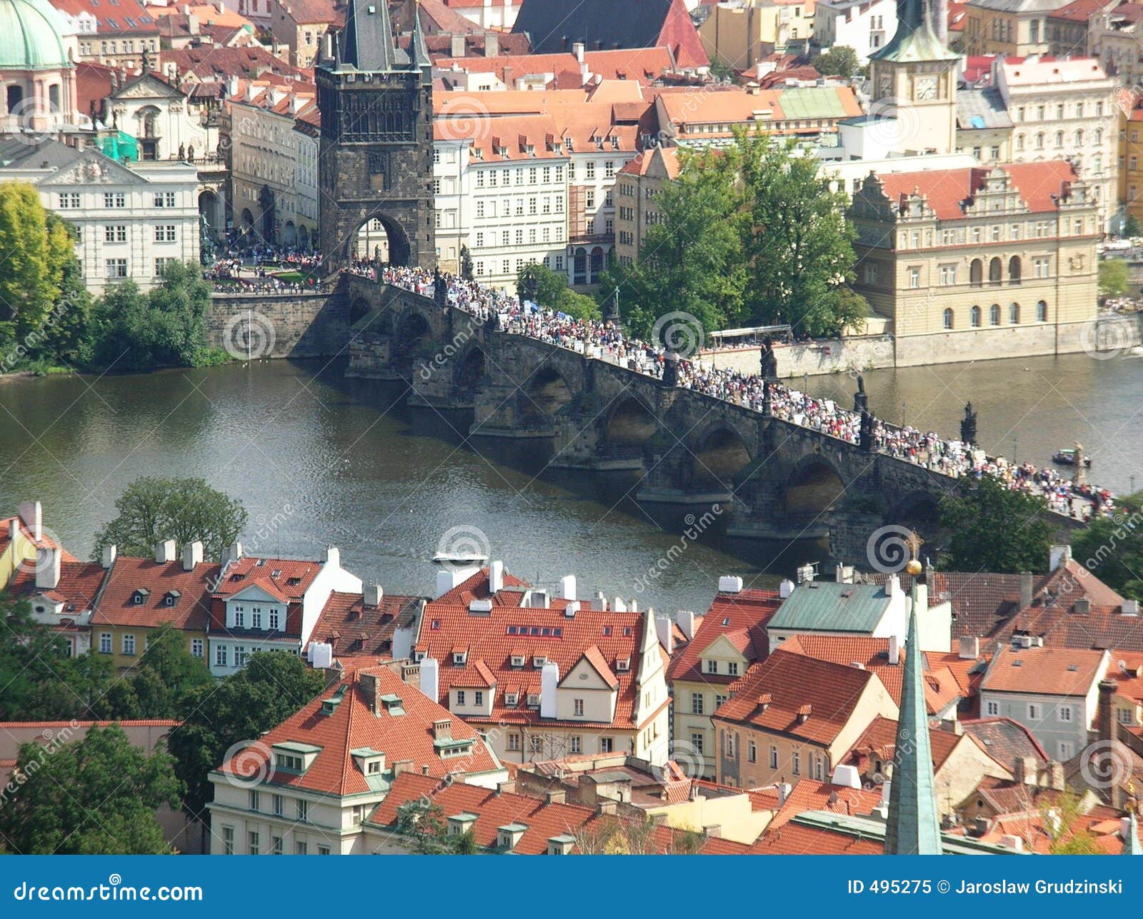 Charles Bridge stock afbeelding. Image of aantrekkelijkheid - 495275