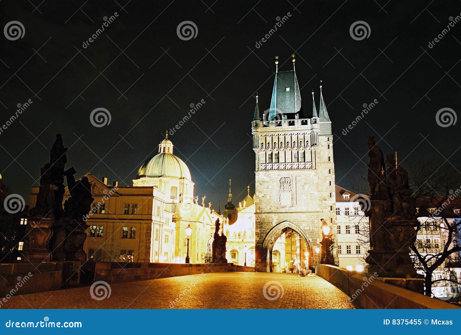 Charles Bridge at Night in Prague Stock Image - Image of pavement ...