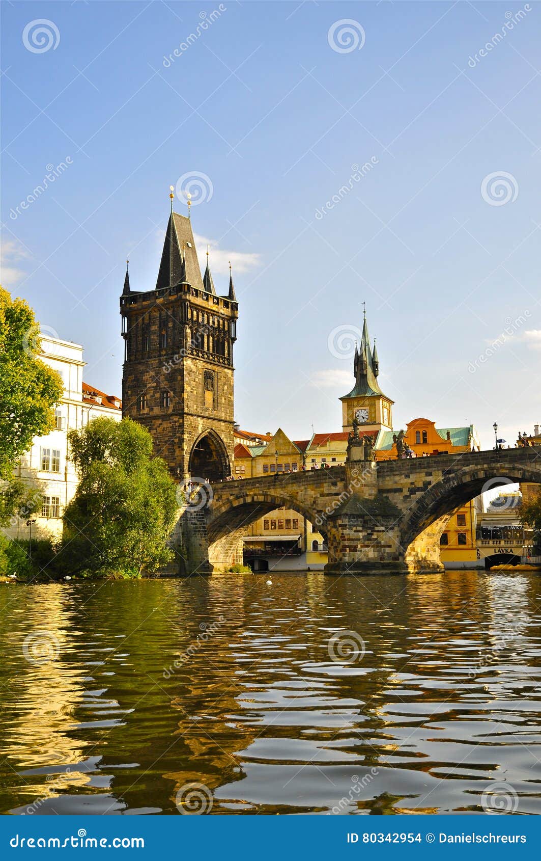 Charles Bridge Old Town Tower, Praga Fotografia Stock - Immagine di ...