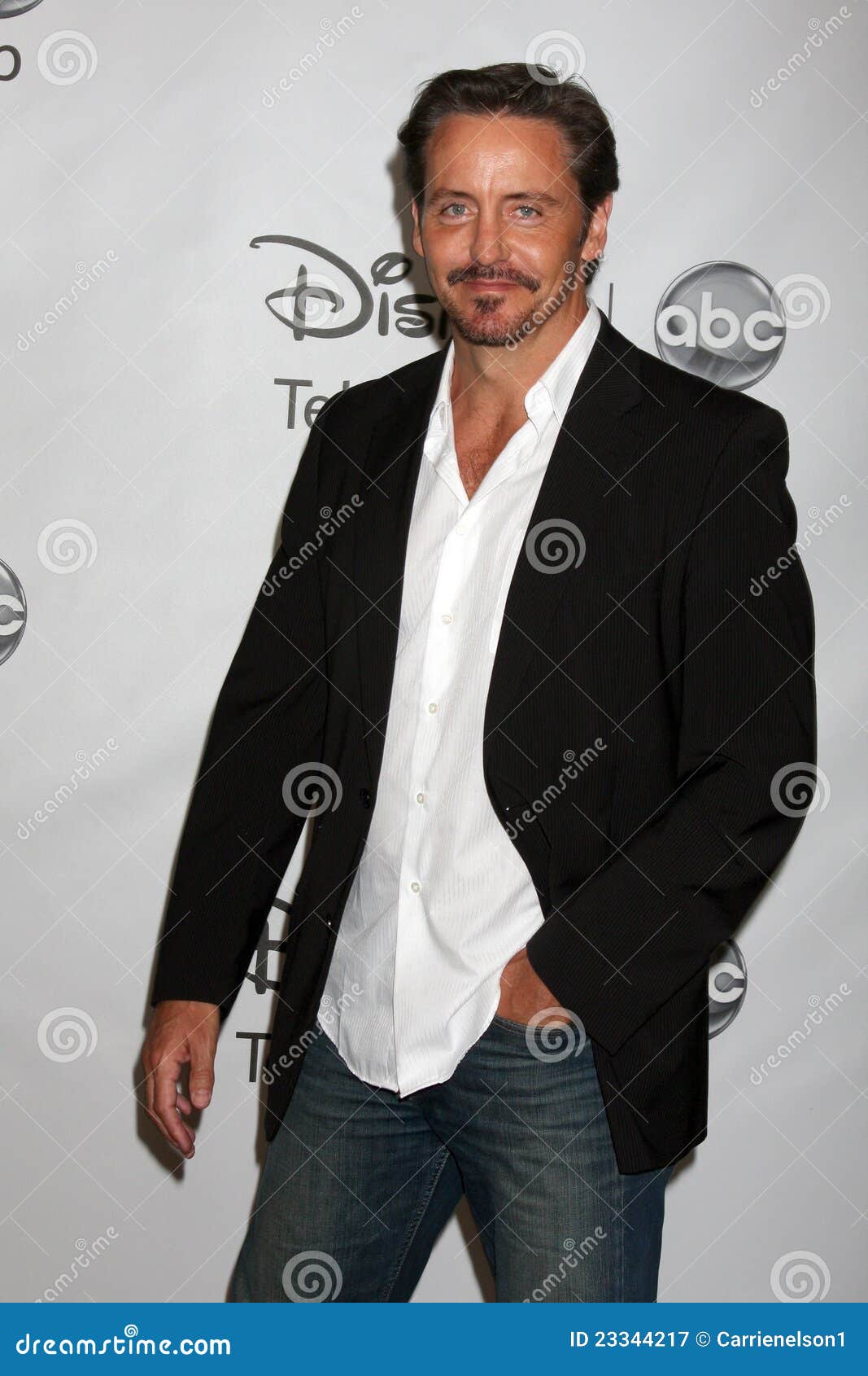 Charles Mesure photographie éditorial. Image du personnalité - 23344217