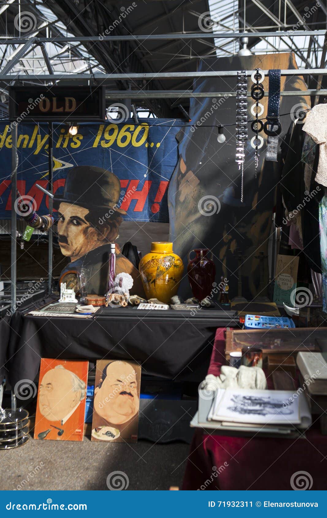 Charlie Chaplin Poster foto editorial. Imagen de londres - 71932311