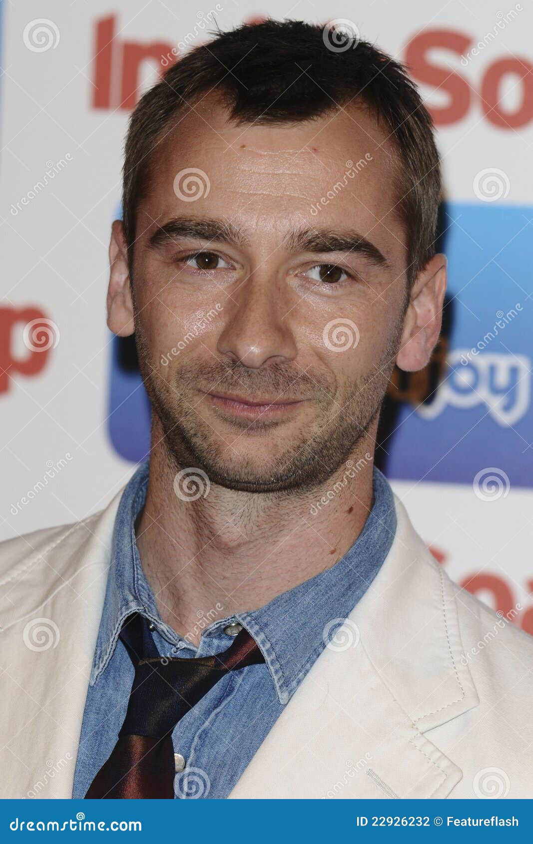 Charlie Condou editorial photography. Image of arriving - 22926232