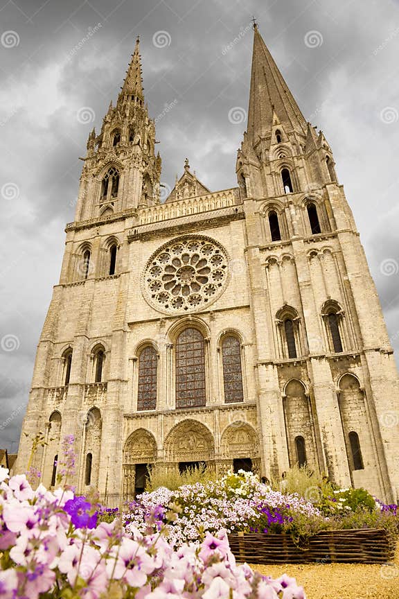 Chartes Cathedral facade stock image. Image of holy, worship - 18657203