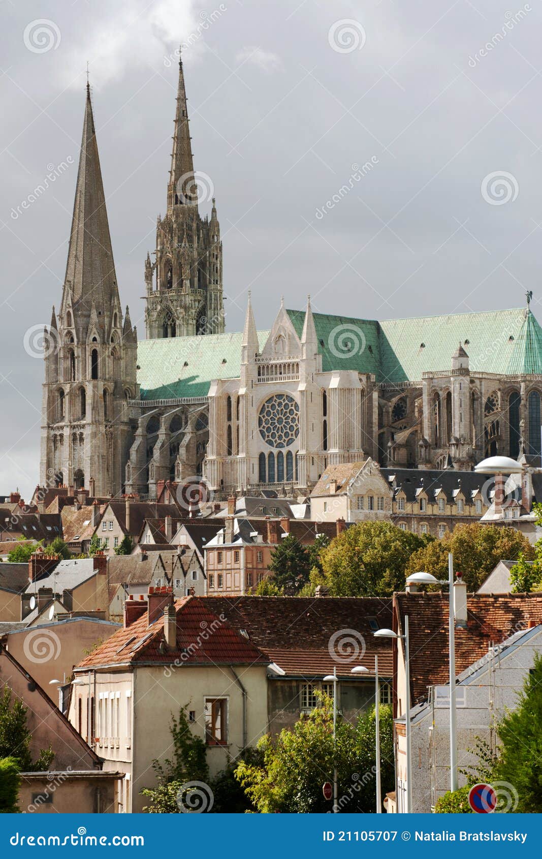 Chartres downtown stock image. Image of center, architecture - 21105707
