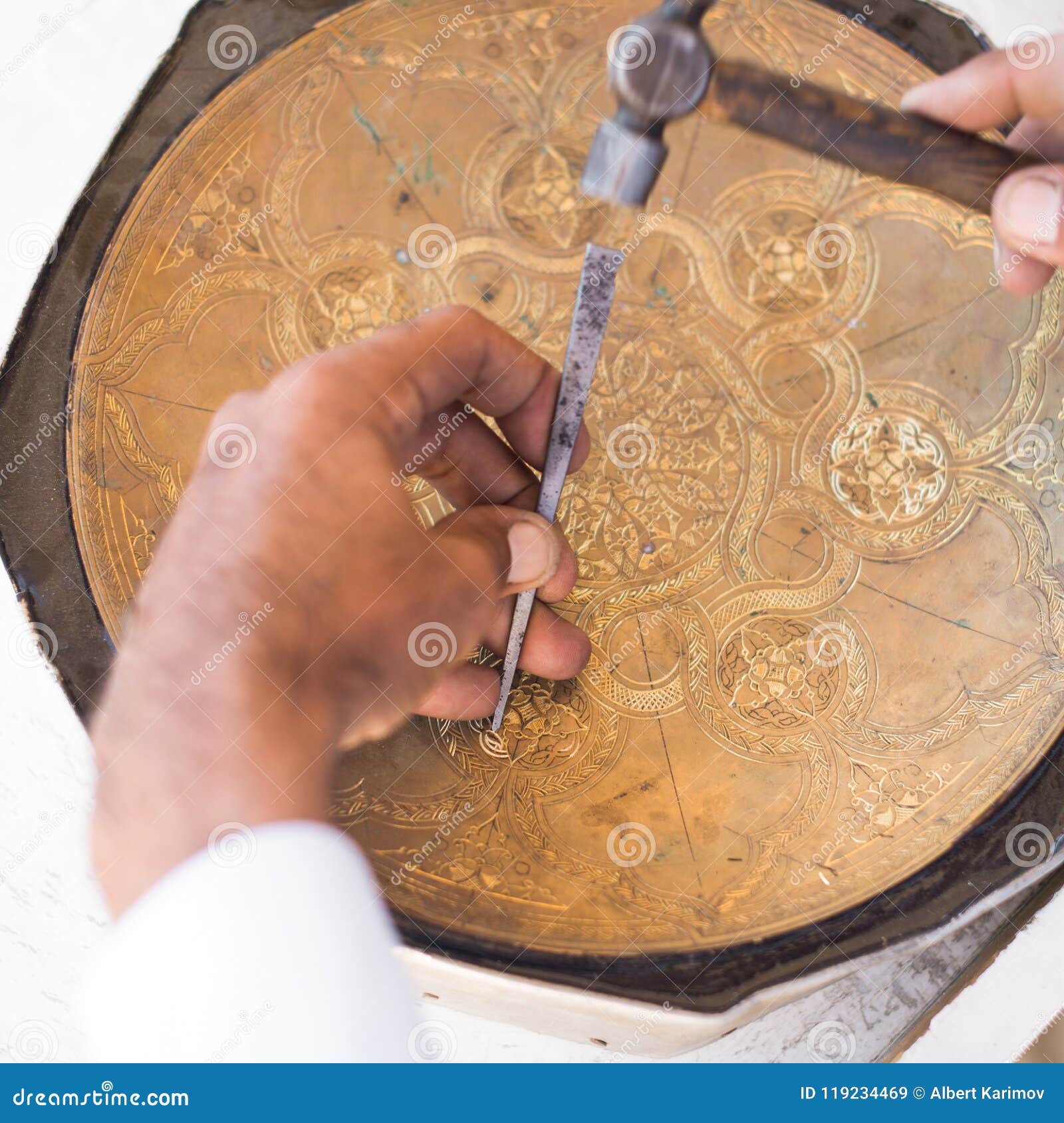 Chaser of copper at work stock image. Image of decoration - 119234469