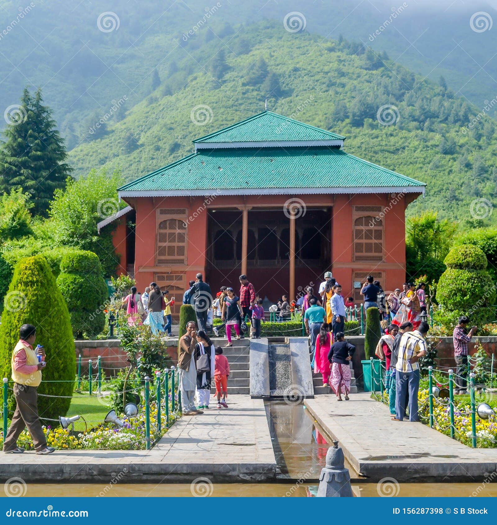 Chashme Shahi Mughal Gardens, Dal Lake, Srinagar Kashmir India July ... Chashme Shahi Mughal Gardens, Dal Lake, Srinagar Kashmir India July ...